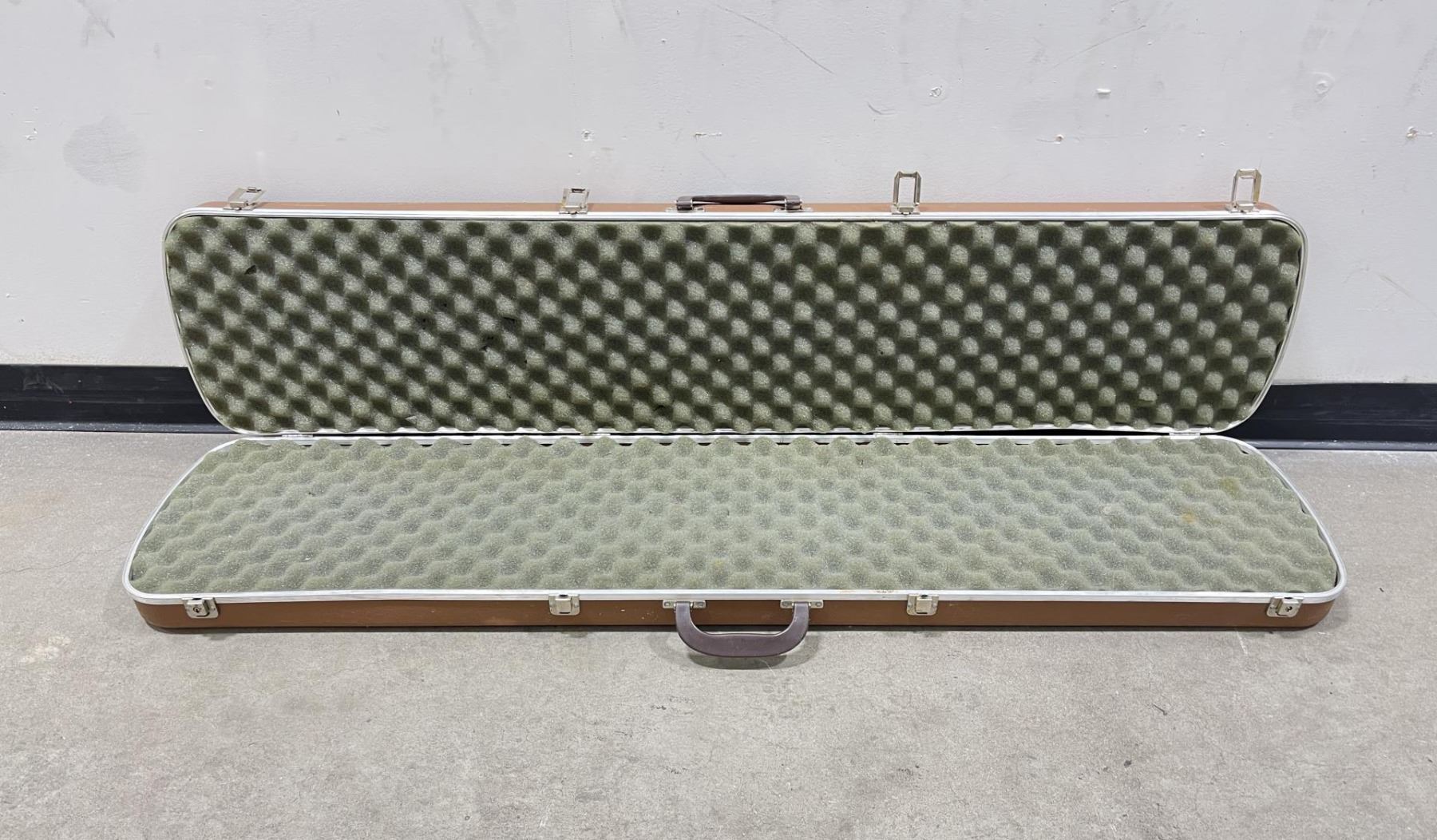 Vintage Hard Sided Rifle Case