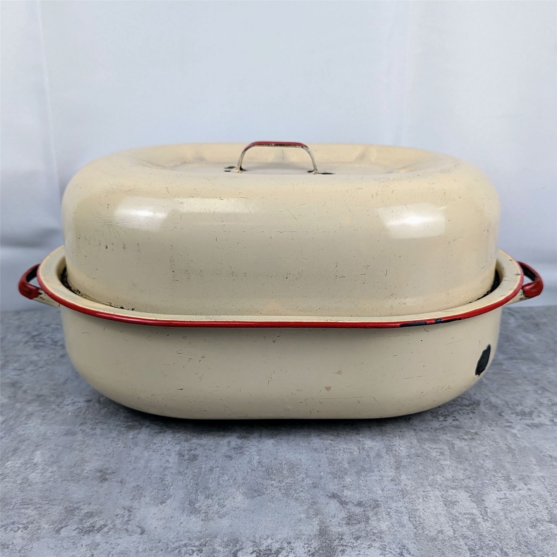 Vintage Enamel Ware Roasting Pan with Lid