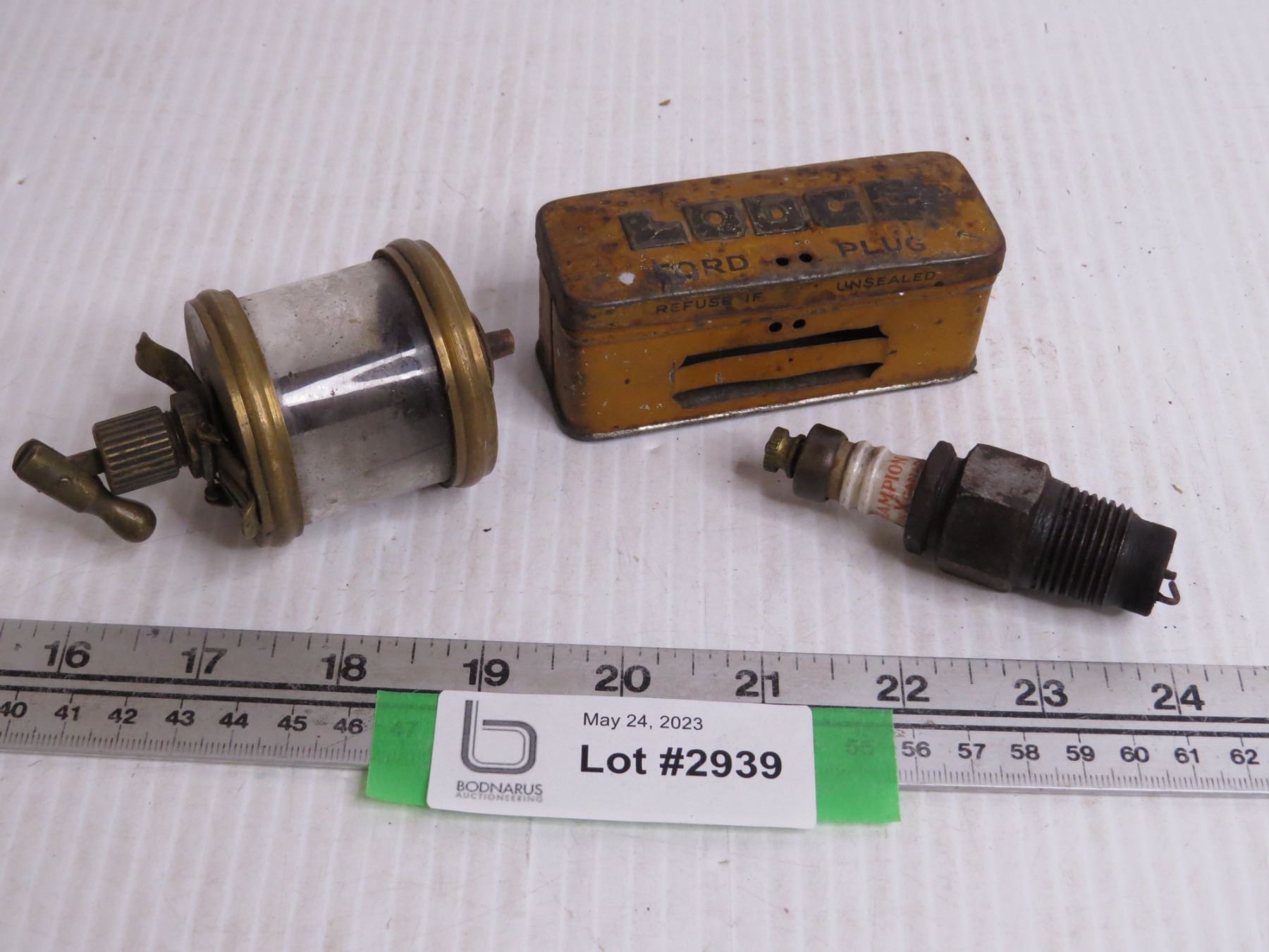 Lodge Ford Tin Plug Container - Champion Spark Plug - Vintage Gas ...