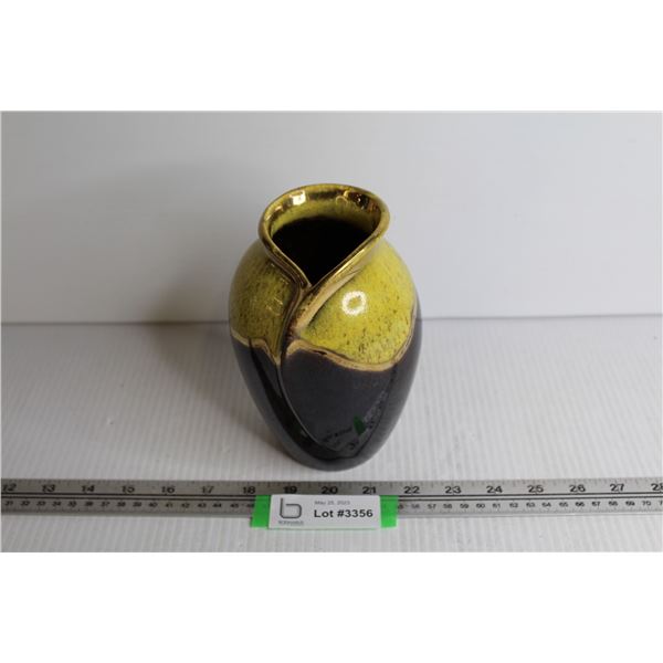 West German Vase Bodnarus Auctioneering