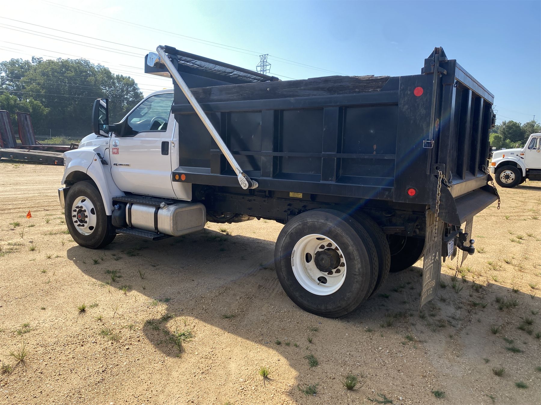 2019 FORD F750 Dump Truck - J.M. Wood Auction Company, Inc.