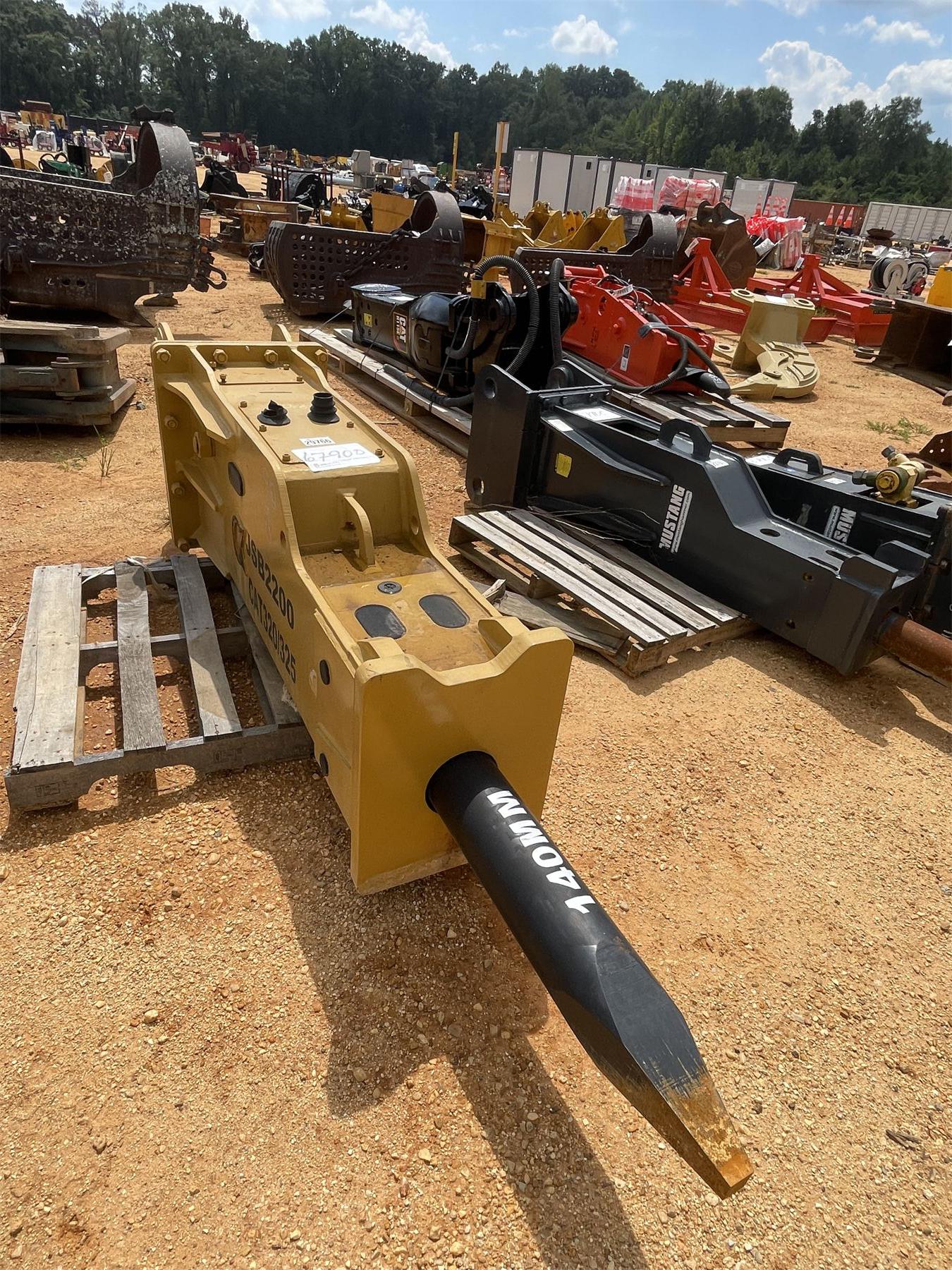 2022 JISAN JSB2200 HYD HAMMER - J.M. Wood Auction Company, Inc.