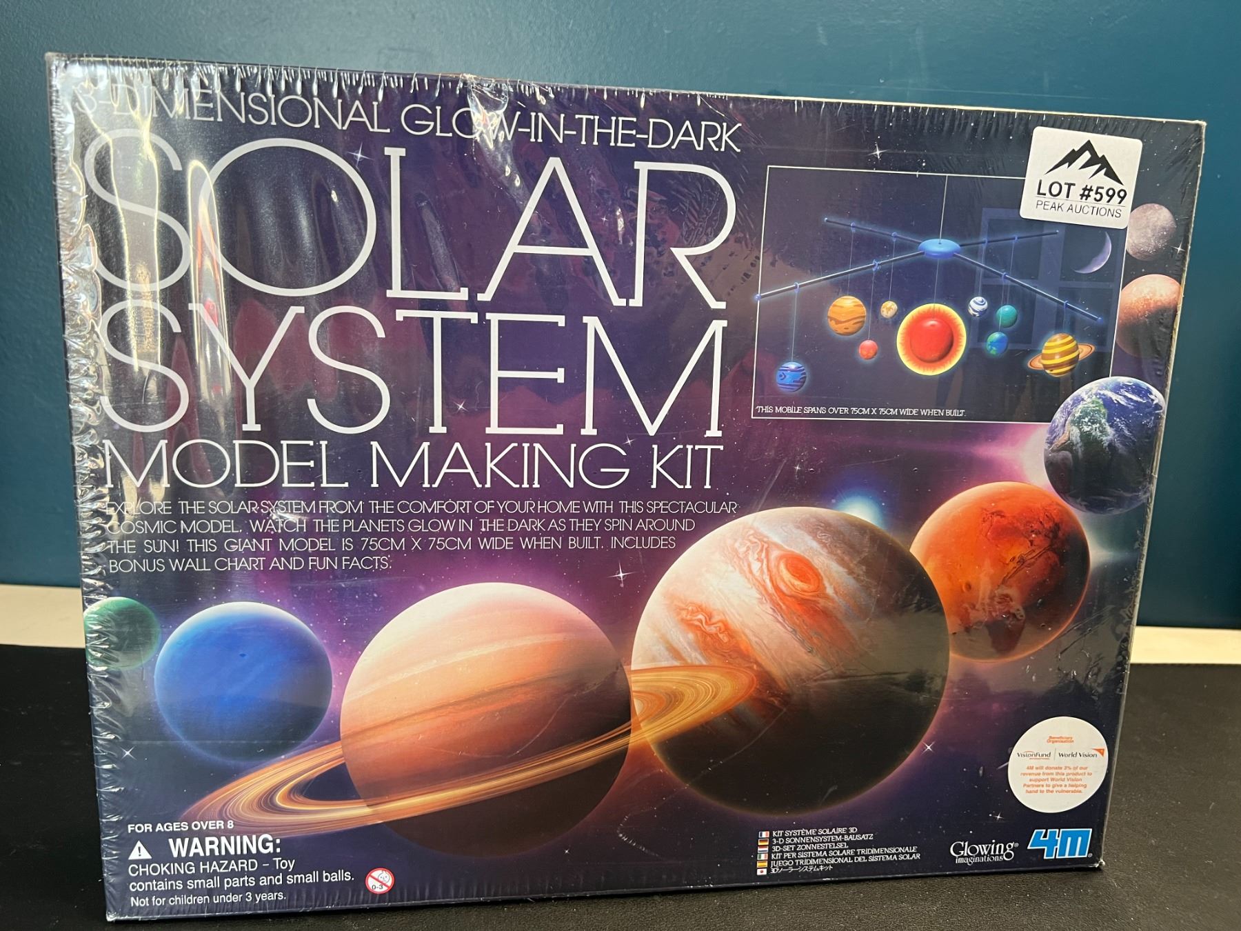 Lot of 1 3D Glow-In-The-Dark Solar System Model Making Kit