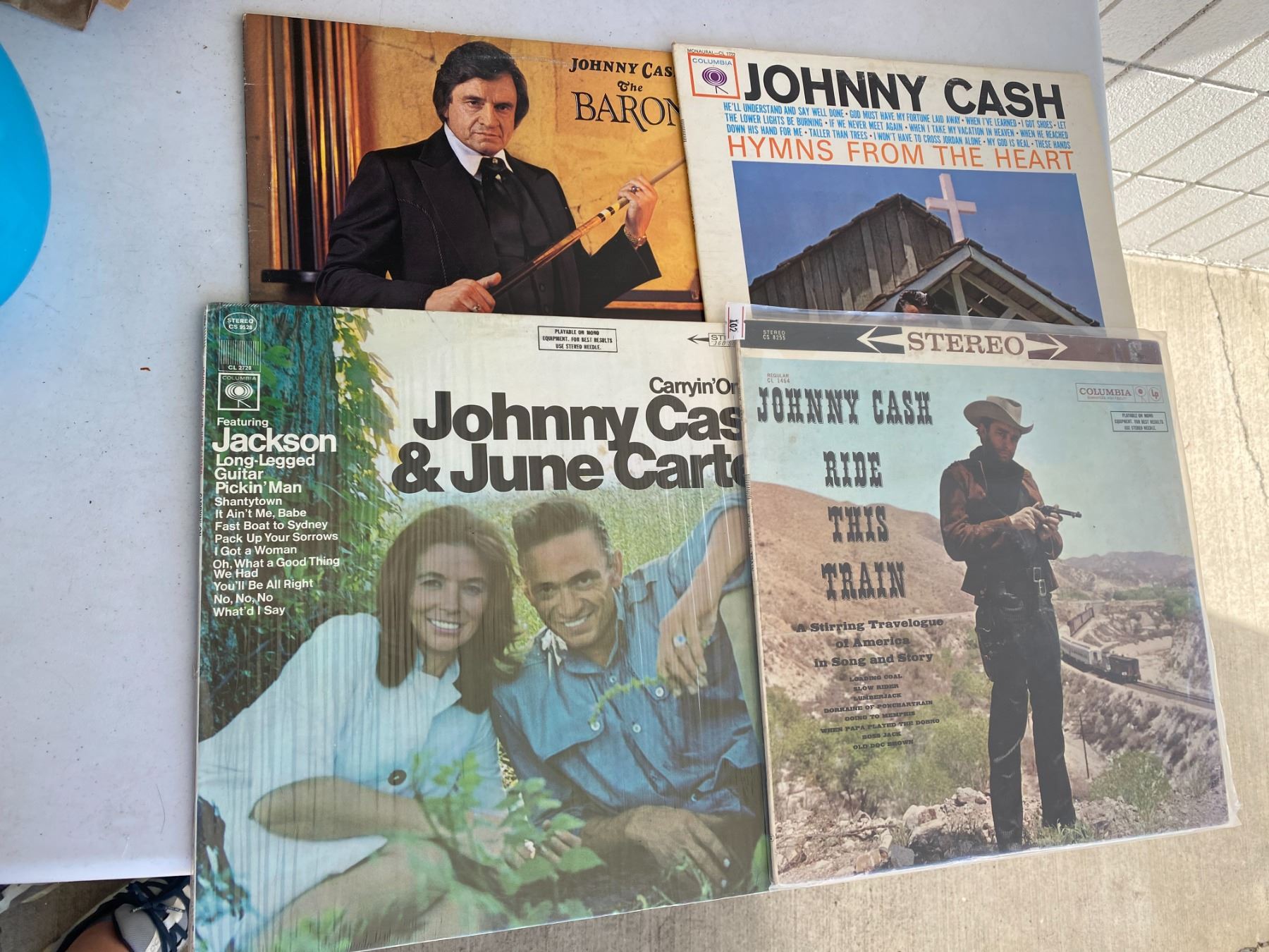 4 Jonny Cash records