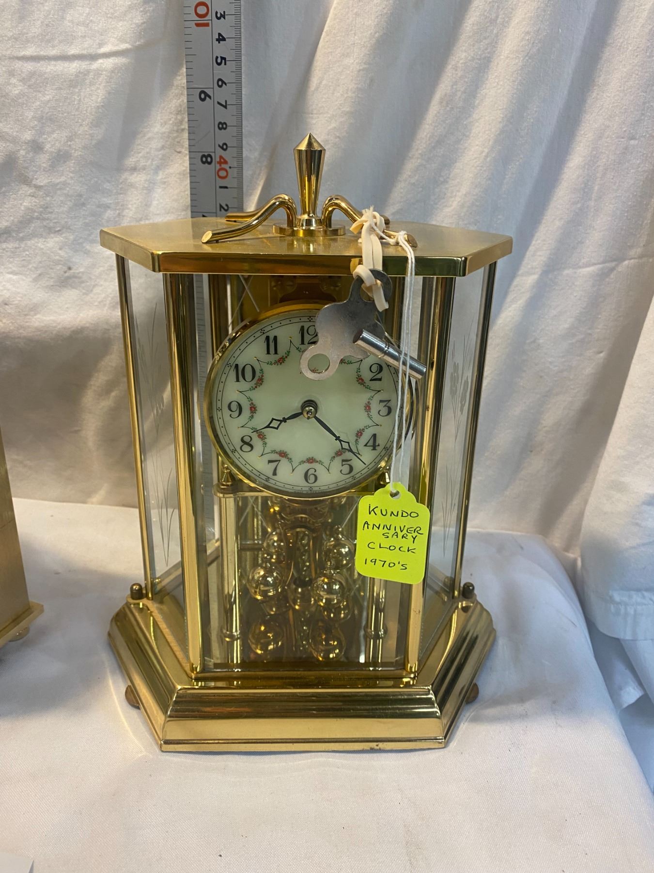 1970's kundo 400 day clock with beveled glass works perfectly