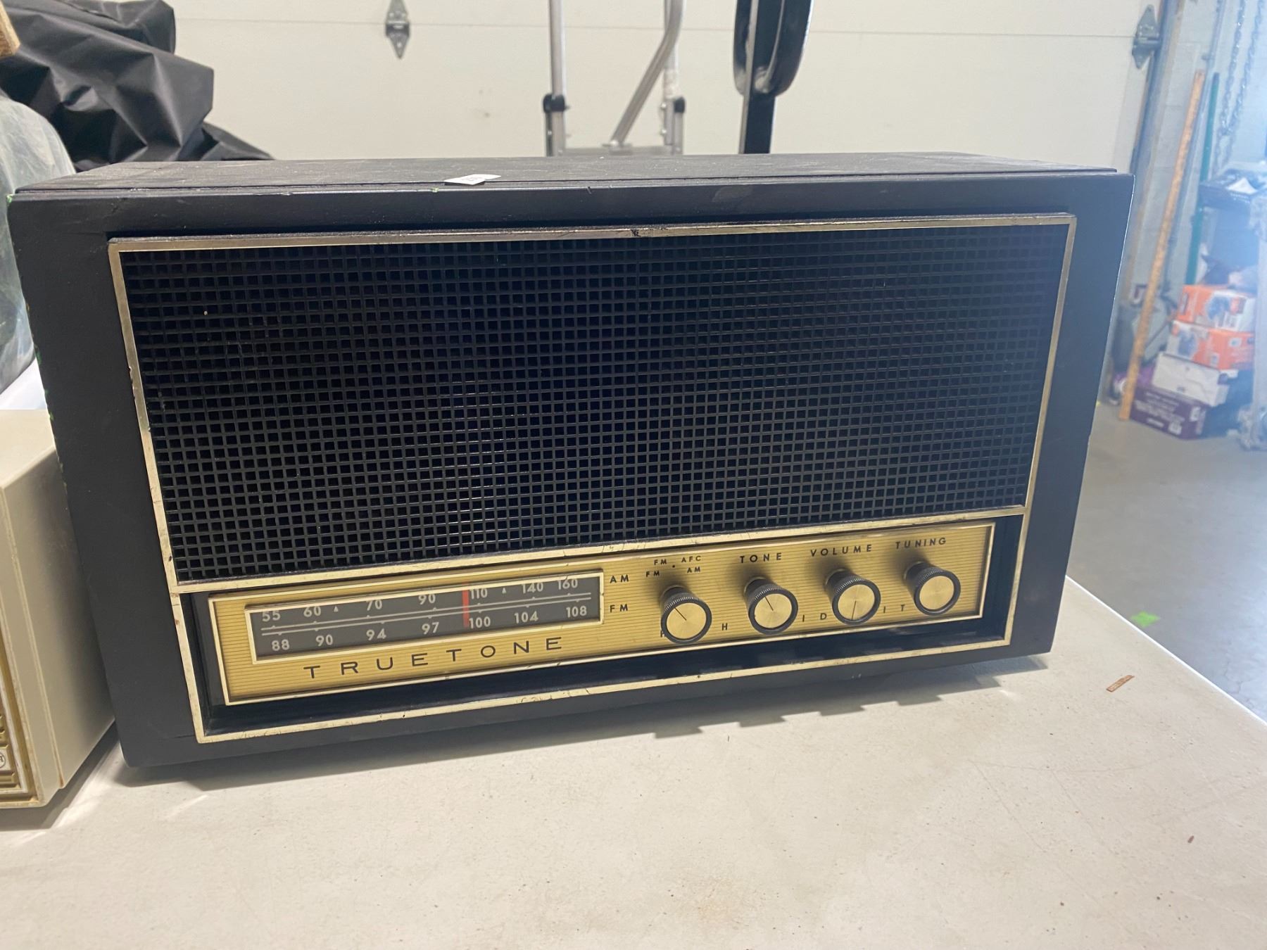 True Tone radio