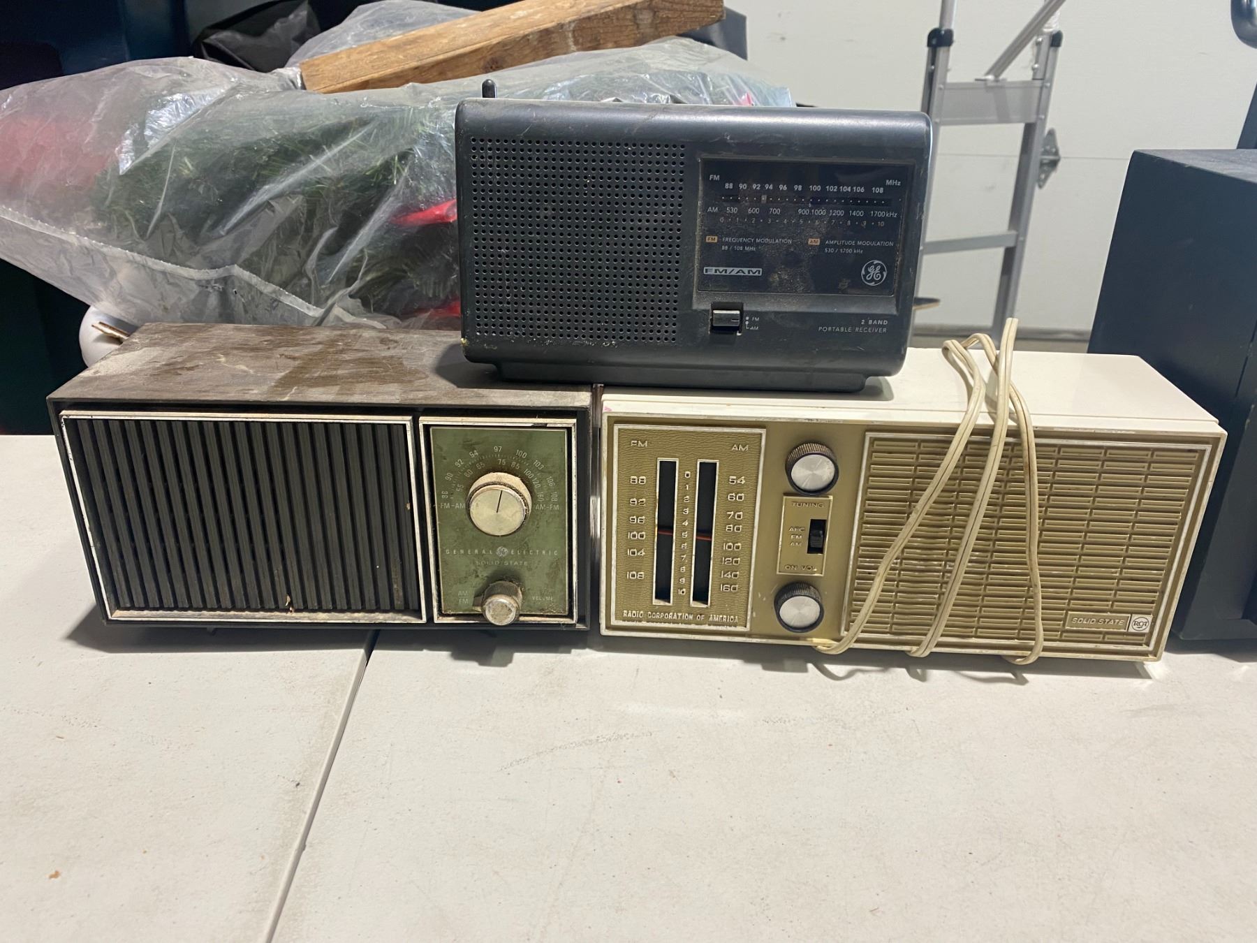 3 vintage radios