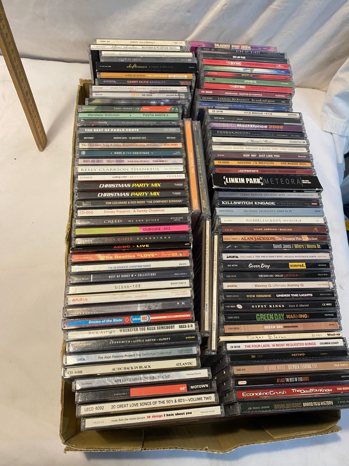 Lot of cds