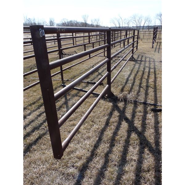 Free standing 5 bar corral panel 31 feet long x 5 foot tall approximately