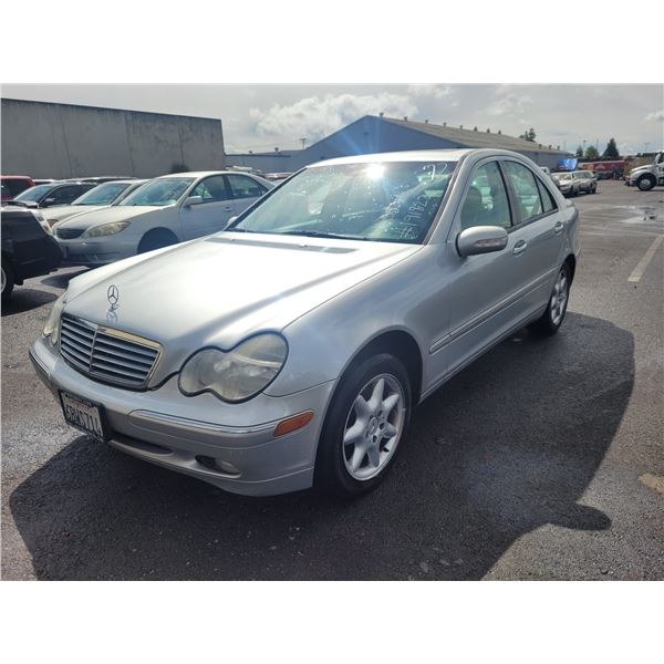 2002 Mercedes-Benz C-Class C 240