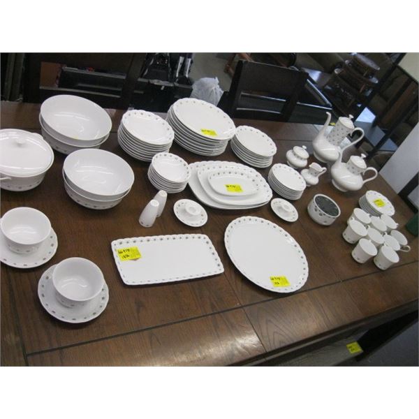 Set Of White Porcelain Bavaria Germany Dishes Pirouette