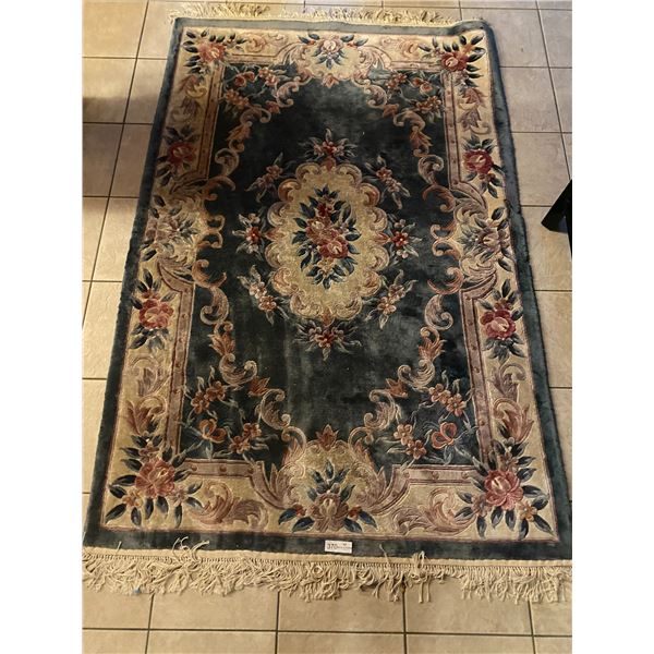 Hand Knotted Wool Rug 4 X 6 Beck Auctions Inc