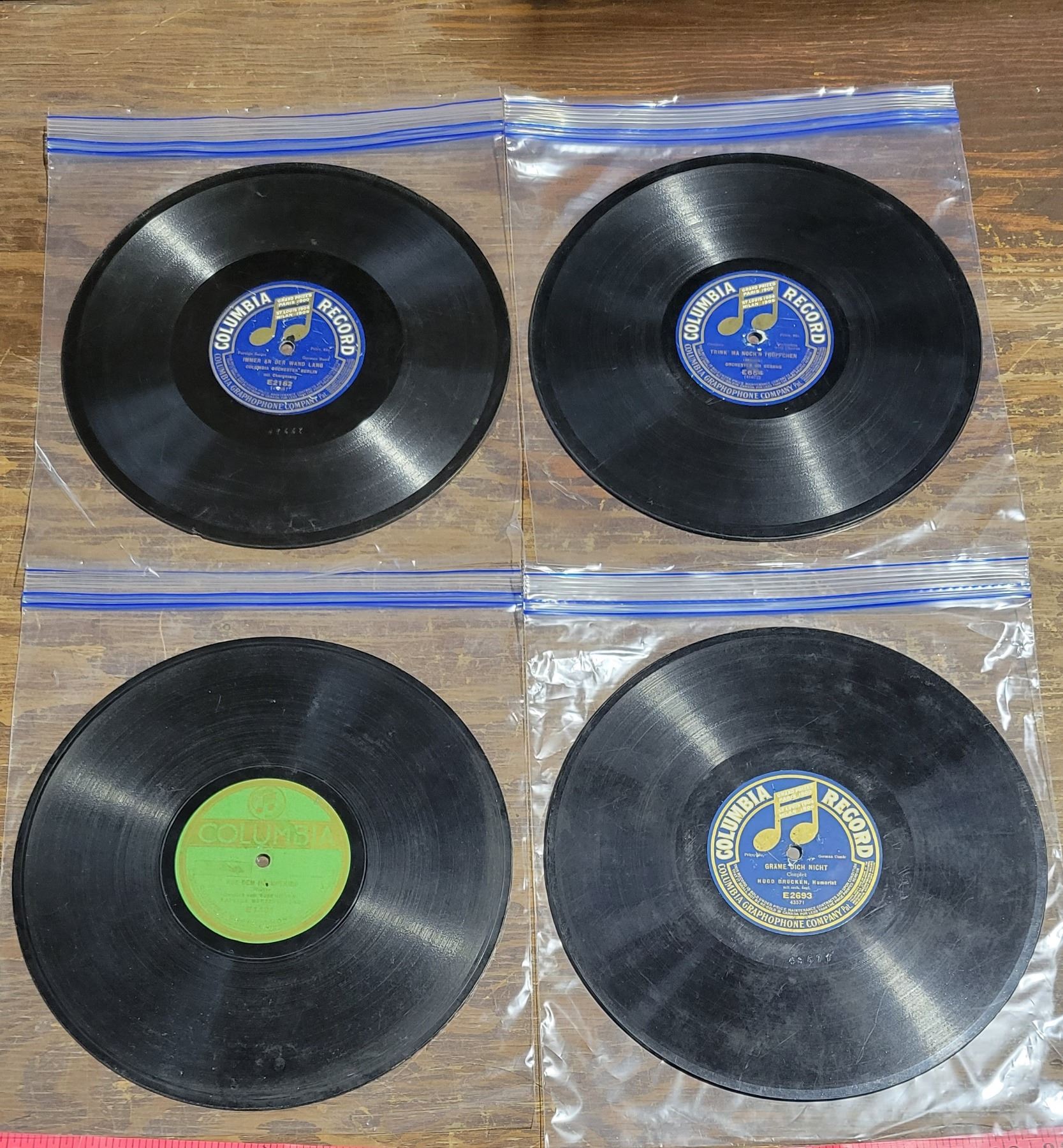 4 German Records, 3 Grand Prize Winners from Paris, St. Louis, Milan ...