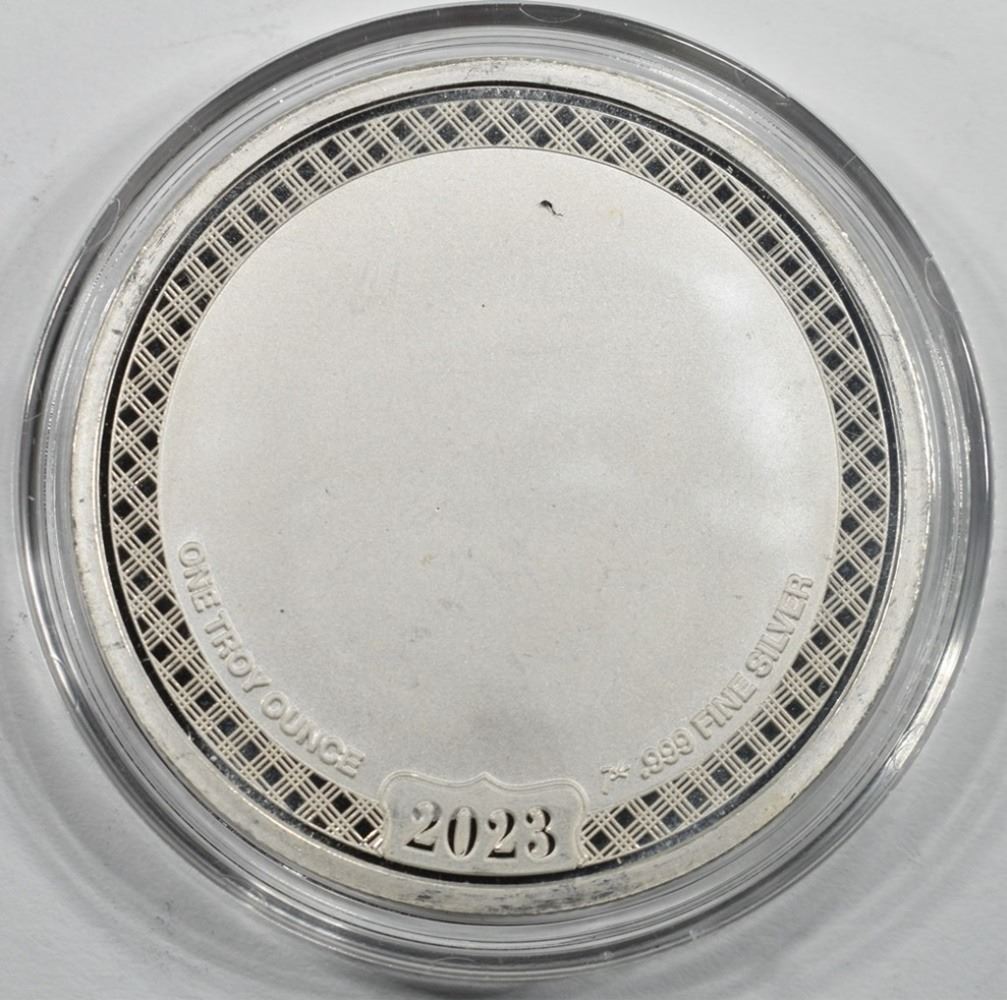 ONE OZ .999 ENAMELED HAPPY BIRTHDAY SILVER ROUND