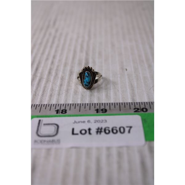 Sterling Silver And Turquoise Ring Size 6 Bodnarus Auctioneering
