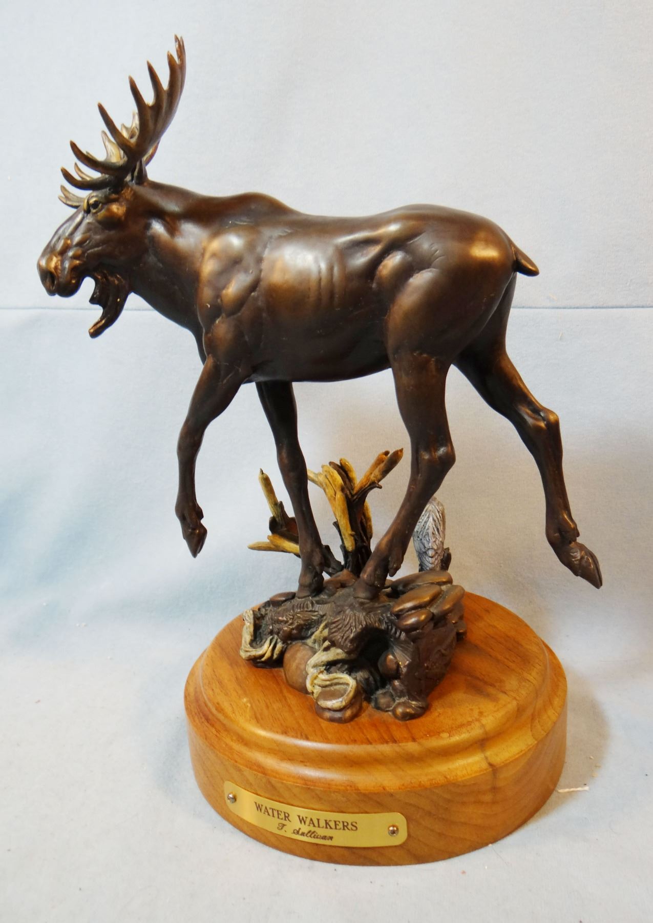 Sullivan, Tim bronze, Water Walkers, 1993, 8" x 12" x 8", #20/35