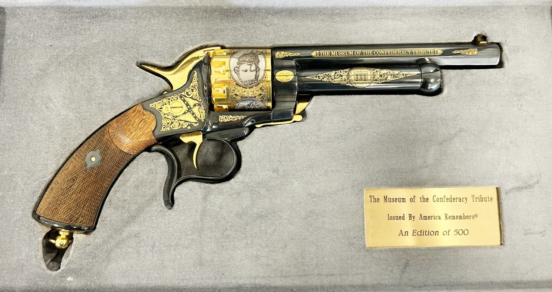The Museum of the Confederacy Tribute black powder revolver, Col. LeMat ...