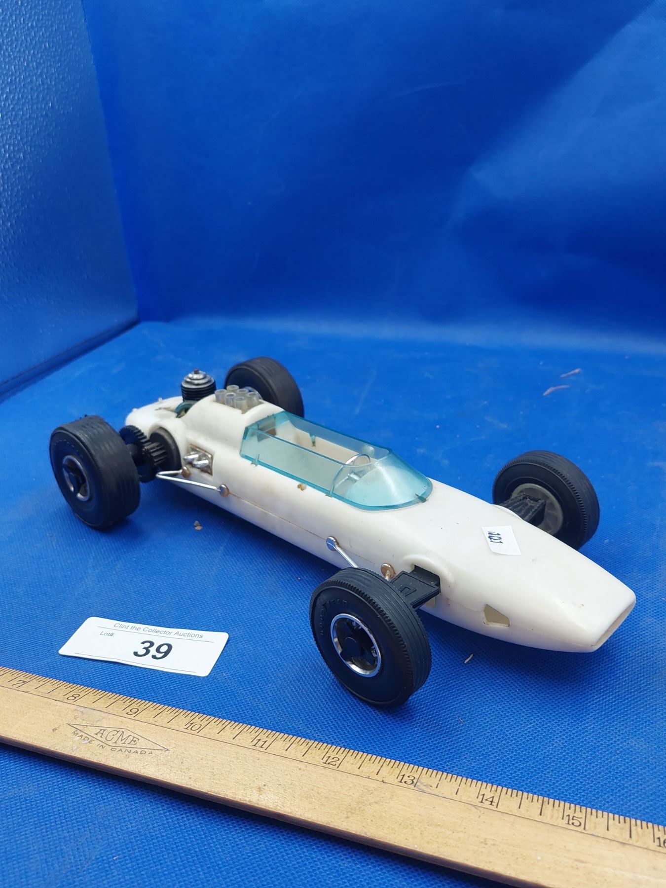 VINTAGE TESTERS GAS POWERED TOY RACE CAR