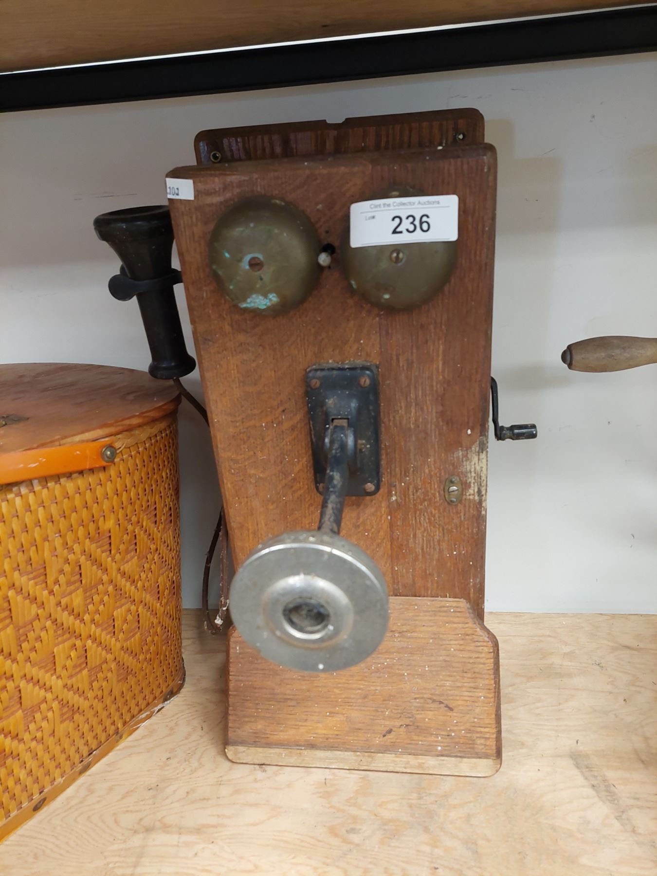 ANTIQUE HAND CRANK WALL TELEPHONE