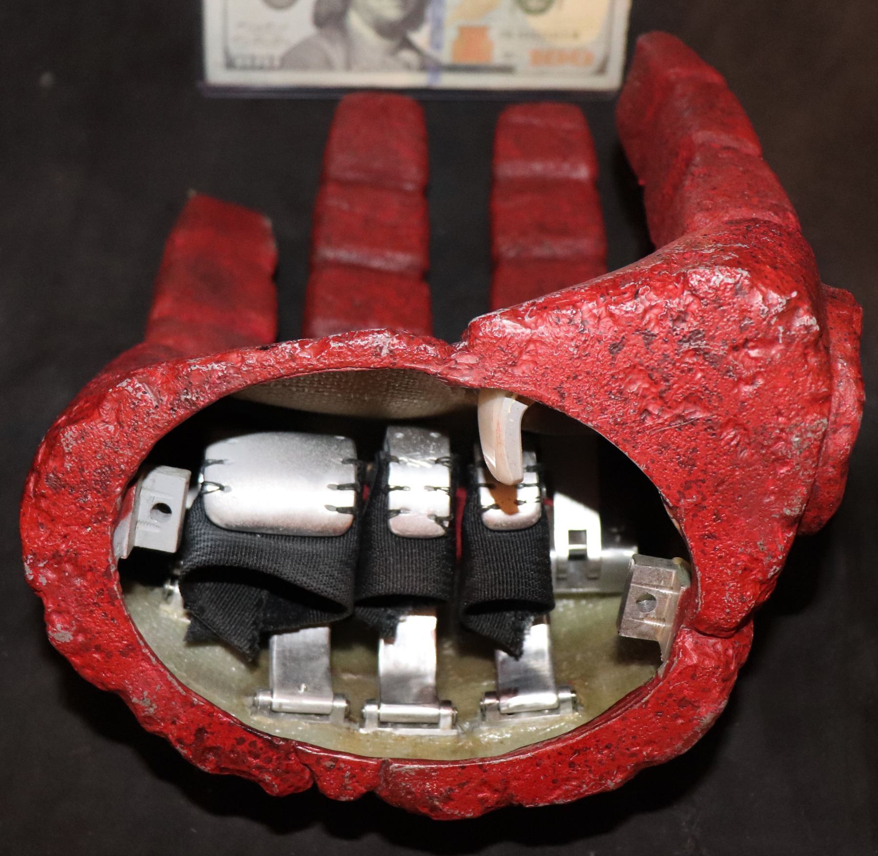 HELLBOY HAND FIST OF DOOM HERO TRIGGERED PUPPET SCREEN MATCHED SUPER HERO