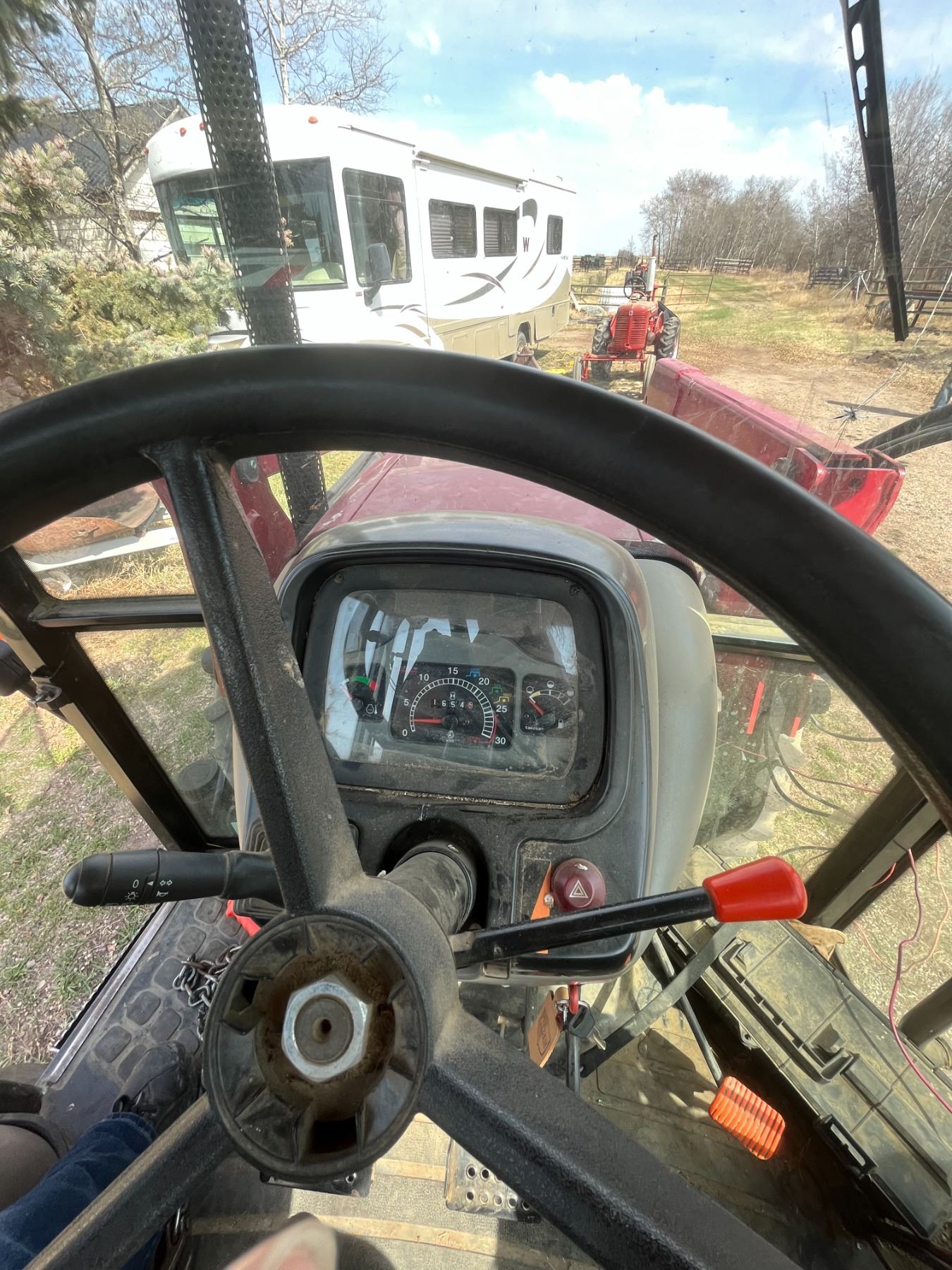 IH Case JX80, 1650hrs c/w L730 loader (Bale poke not included)