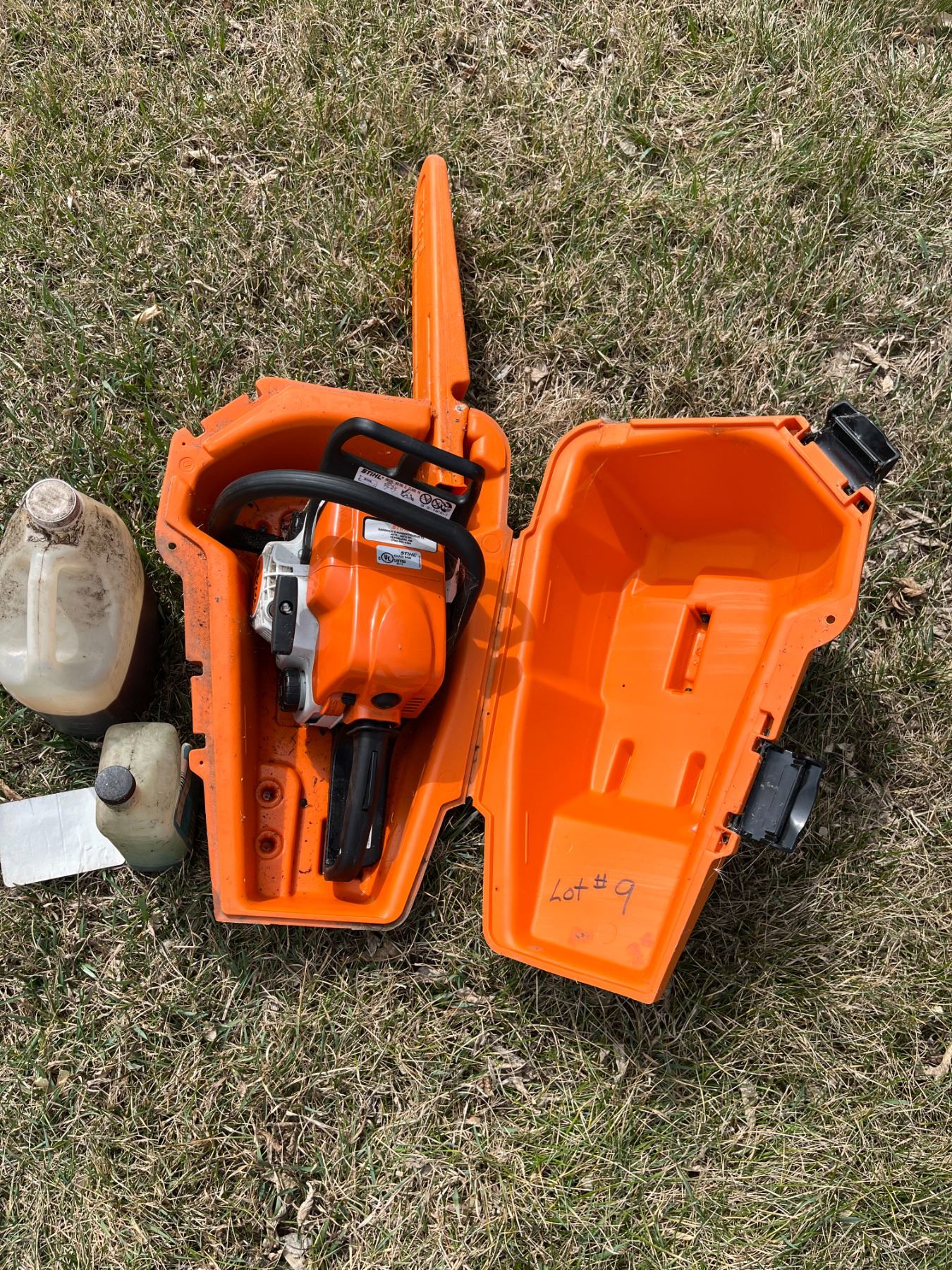 Ms 180 Stihl Chain Saw & oil