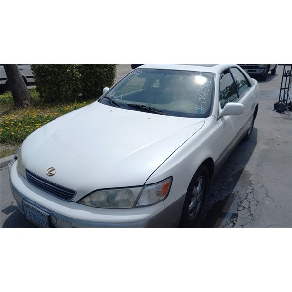 1999 Lexus ES 300