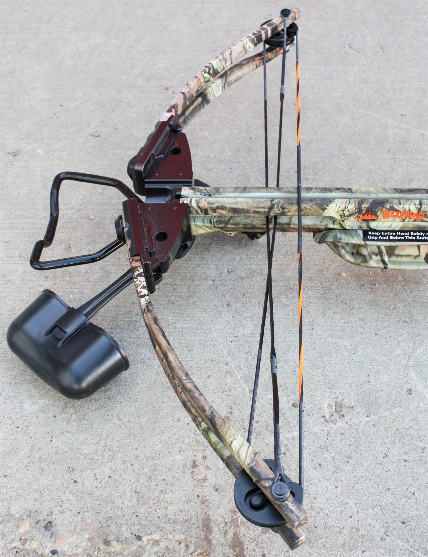 WICKED RIDGE WARRIOR CROSSBOW W/ BOLTS & QUIVER