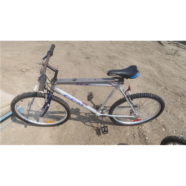 CCM 22" Ice bike - Schmalz Auctions