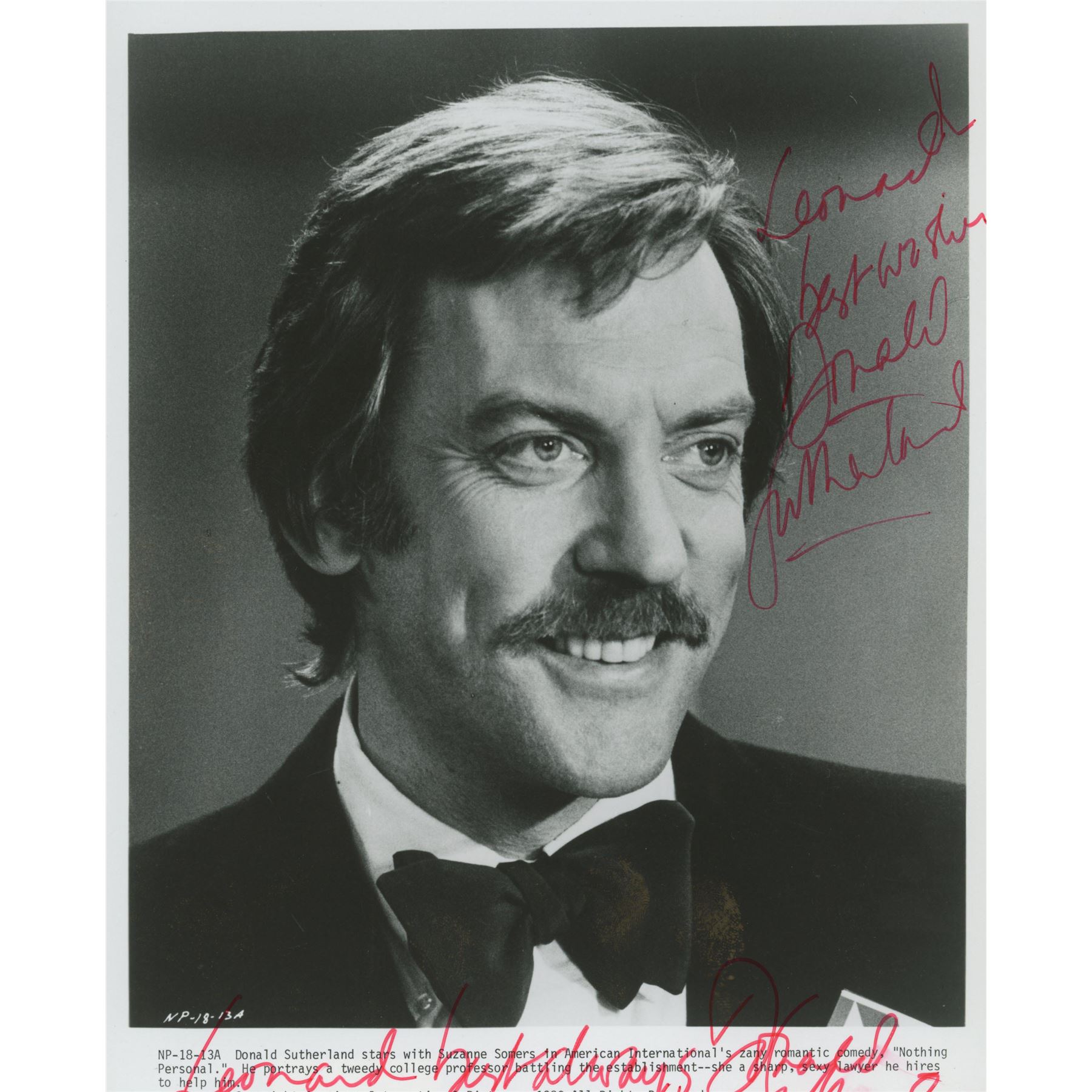 Donald Sutherland signed movie photo. GFA Authenticated