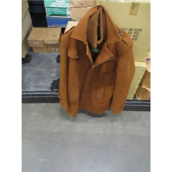 RUST COLORED COAT (SIZE MEDIUM?)