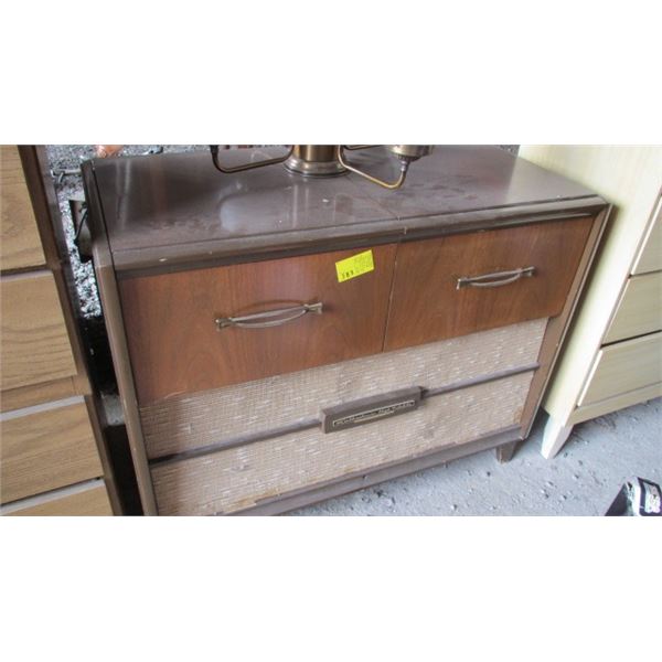 ORTHOPHONIC RCA VICTOR HIGH FIDELITY STEREO CABINET ORTHOPHONIC RCA VICTOR HIGH FIDELITY STEREO CABINET
