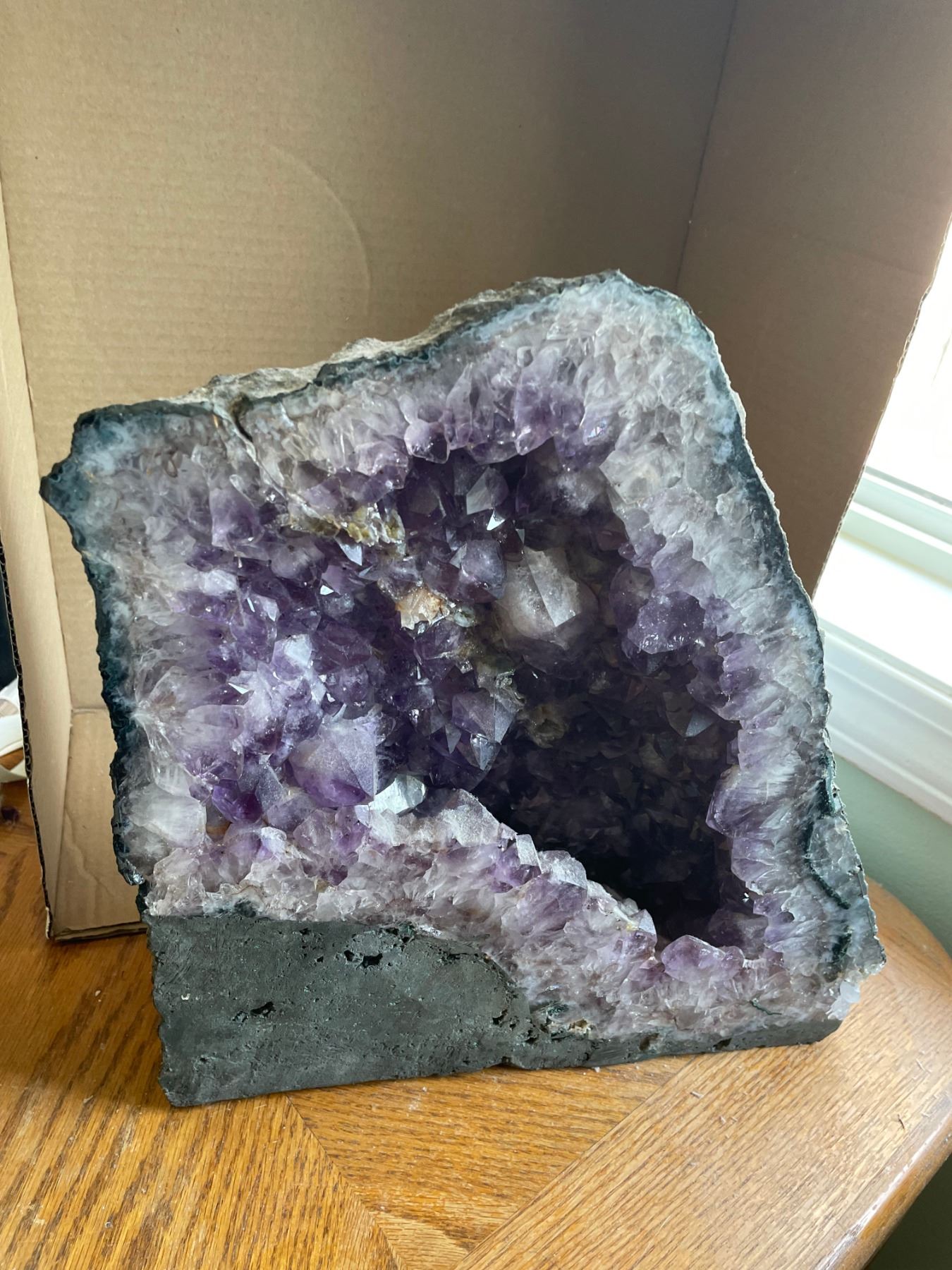 Large Geode , 11" Height