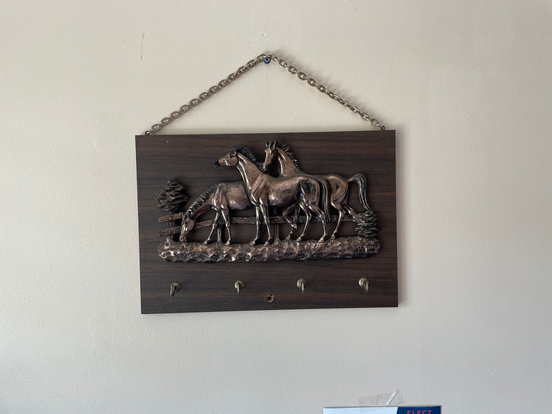 Vintage Three Horses Plaque Key Holder