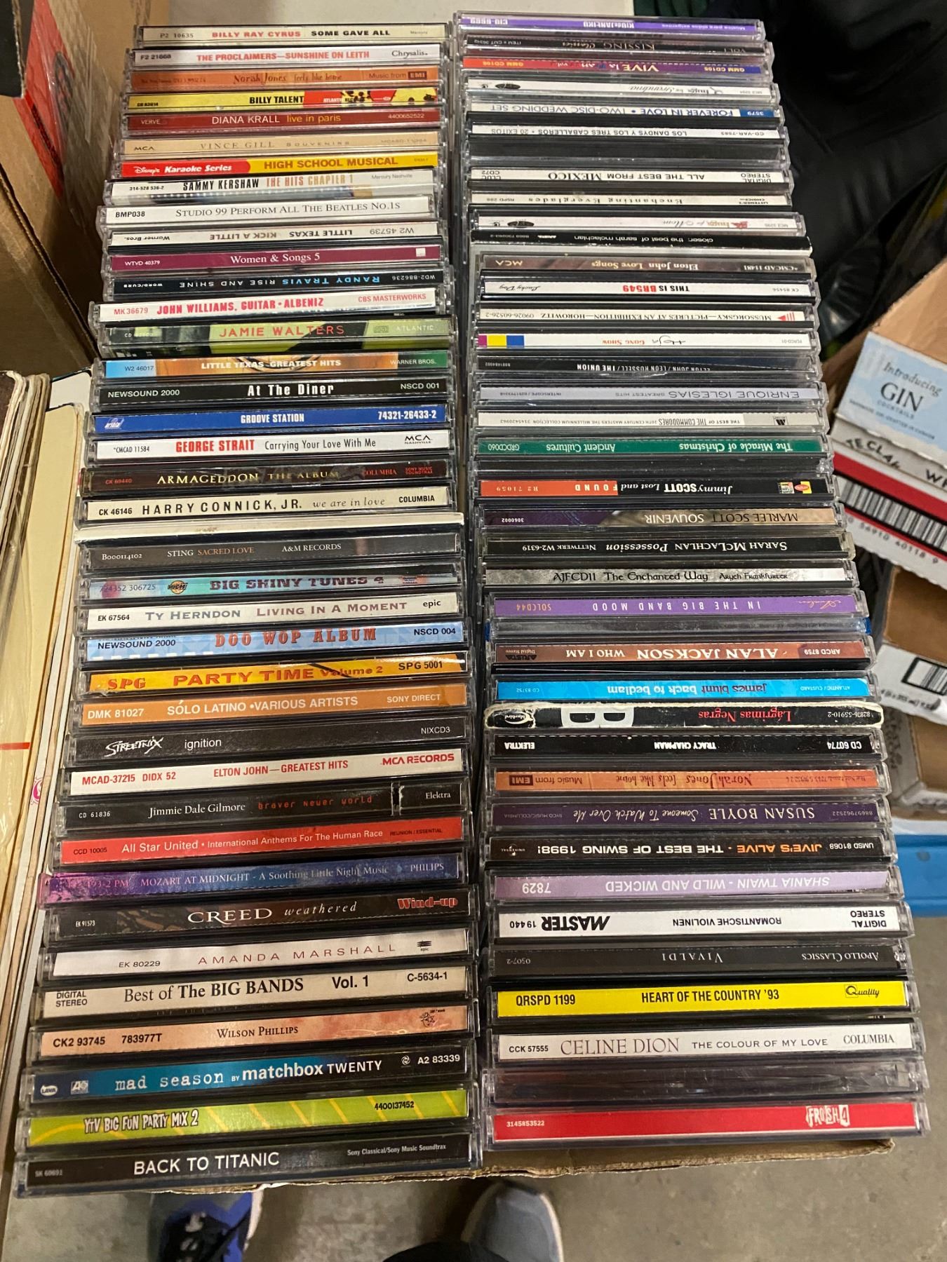 Lot of cds