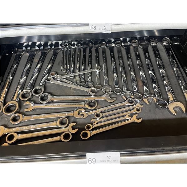 Assortment Of Metric Mastercraft Wrenches Beck Auctions Inc