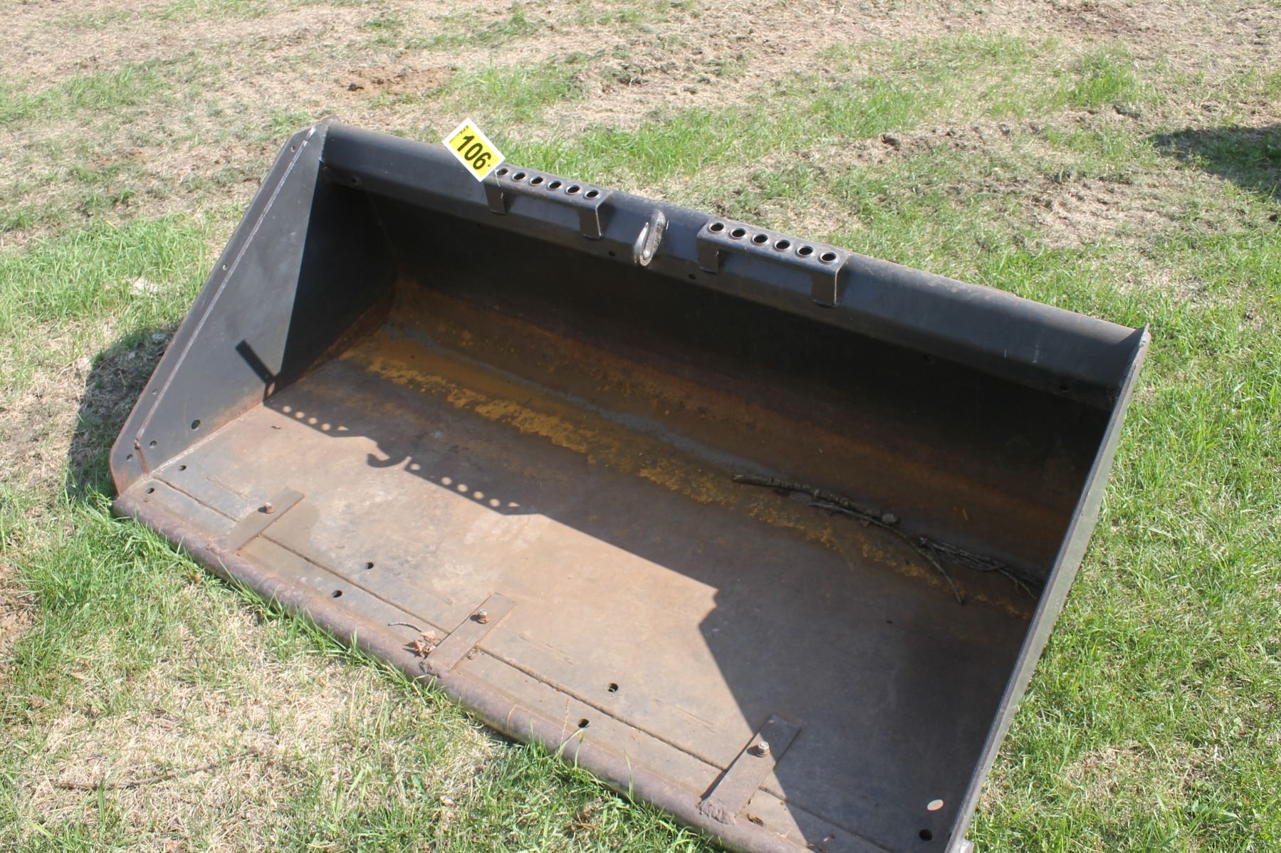Approx. 60" Bobcat smooth bucket