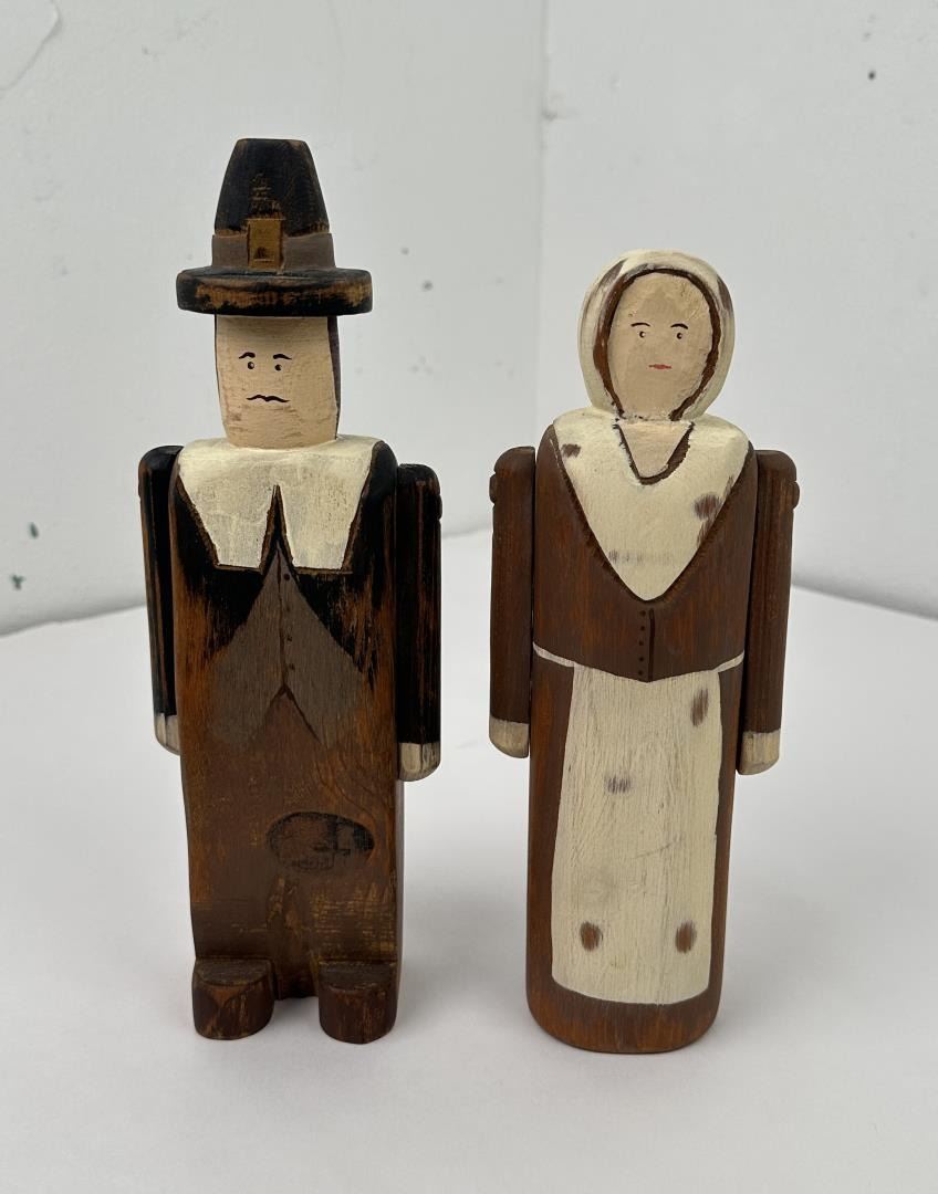 Wolf Creek Folk Art Wood Pilgrim Carvings