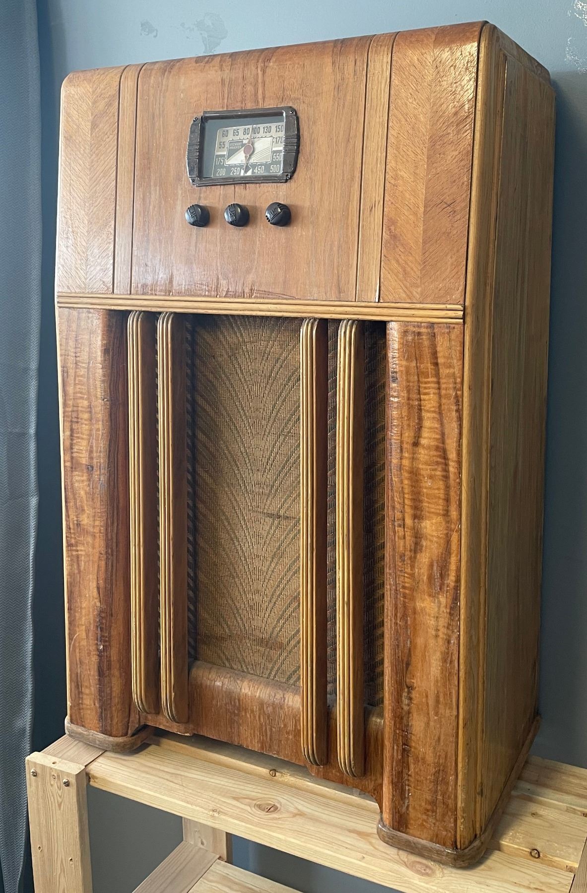 Cabinet Radio