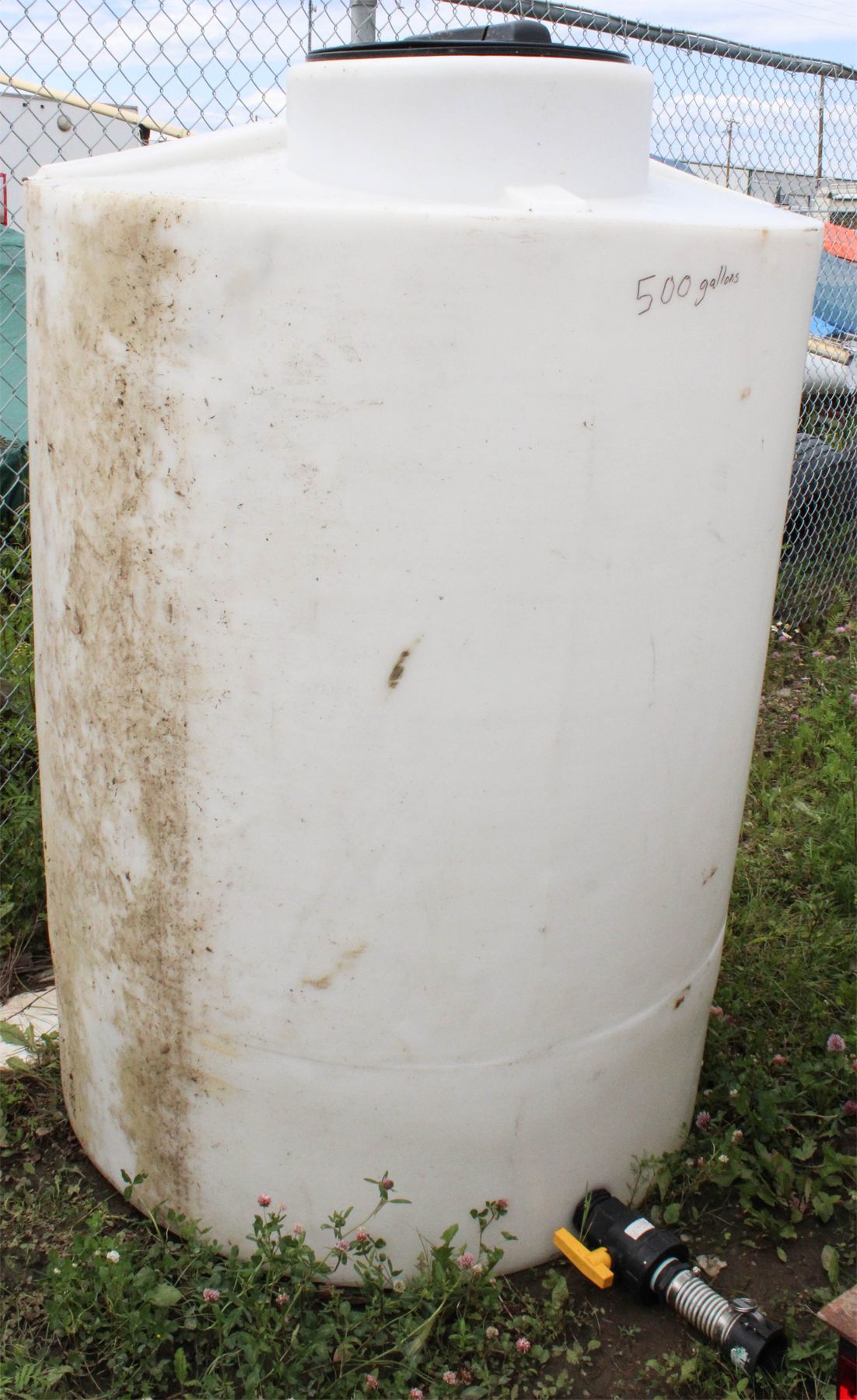 500 GALLON WATER TANK