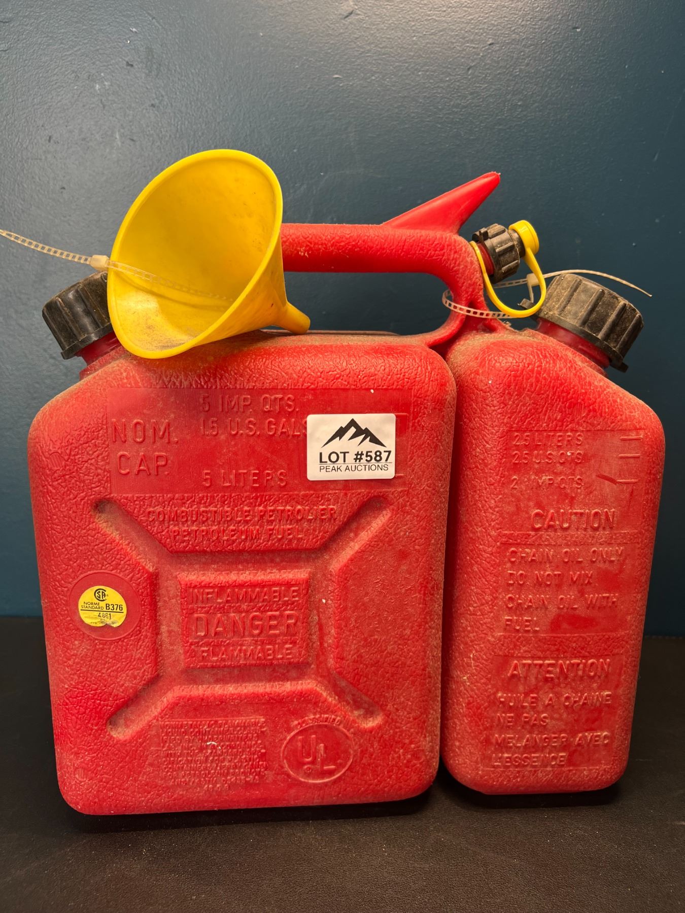 Lot of 1 Jerry Can/Gas Can - Used