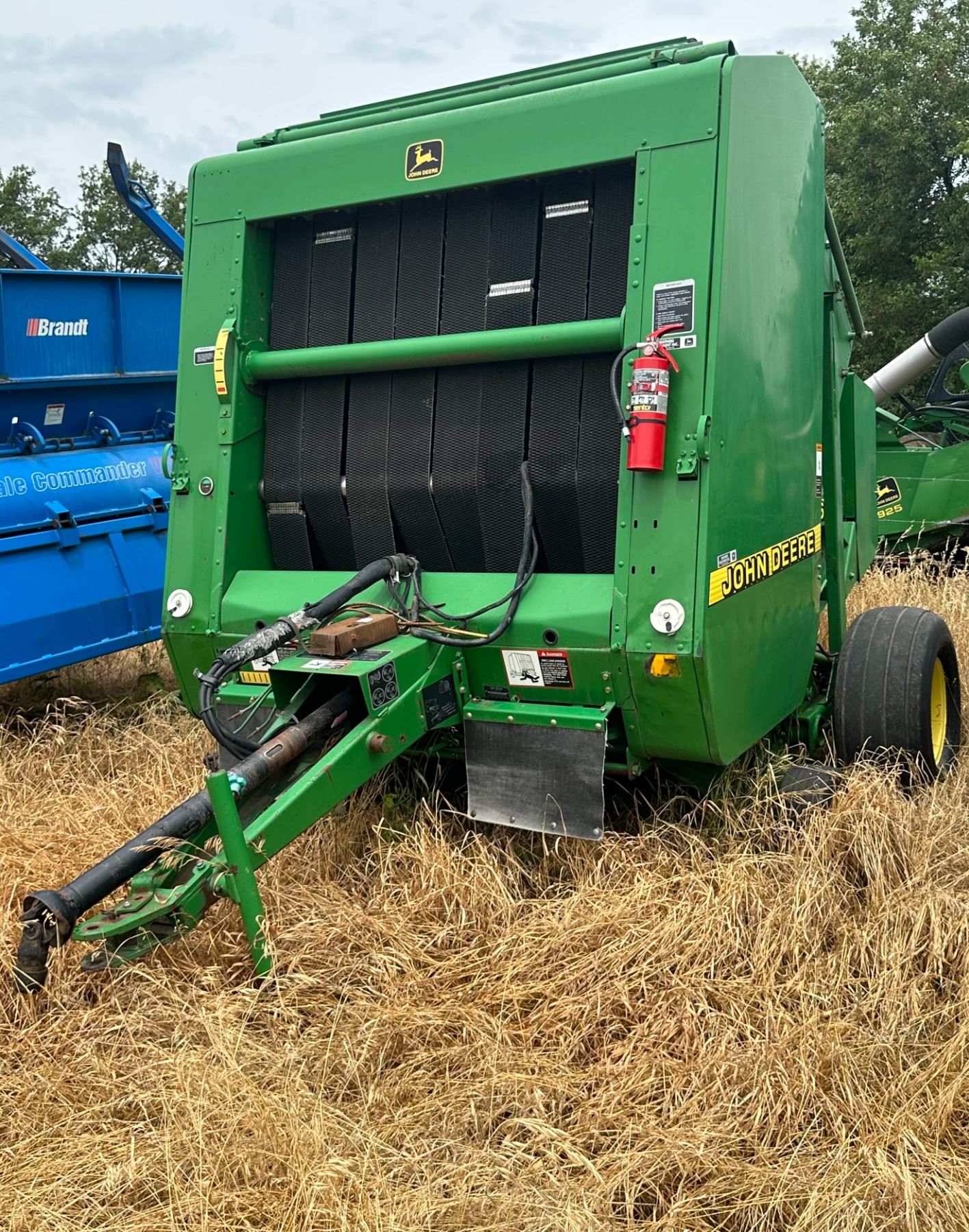 JD 566 Big Round Baler