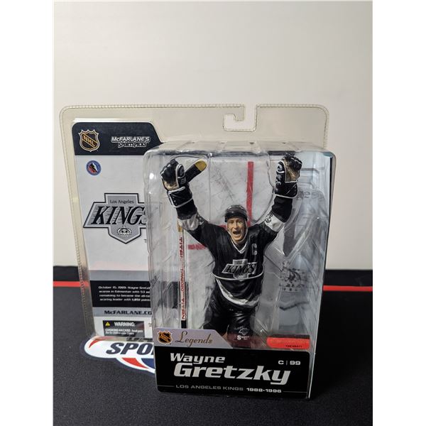 Wayne Gretzky Kings Figure