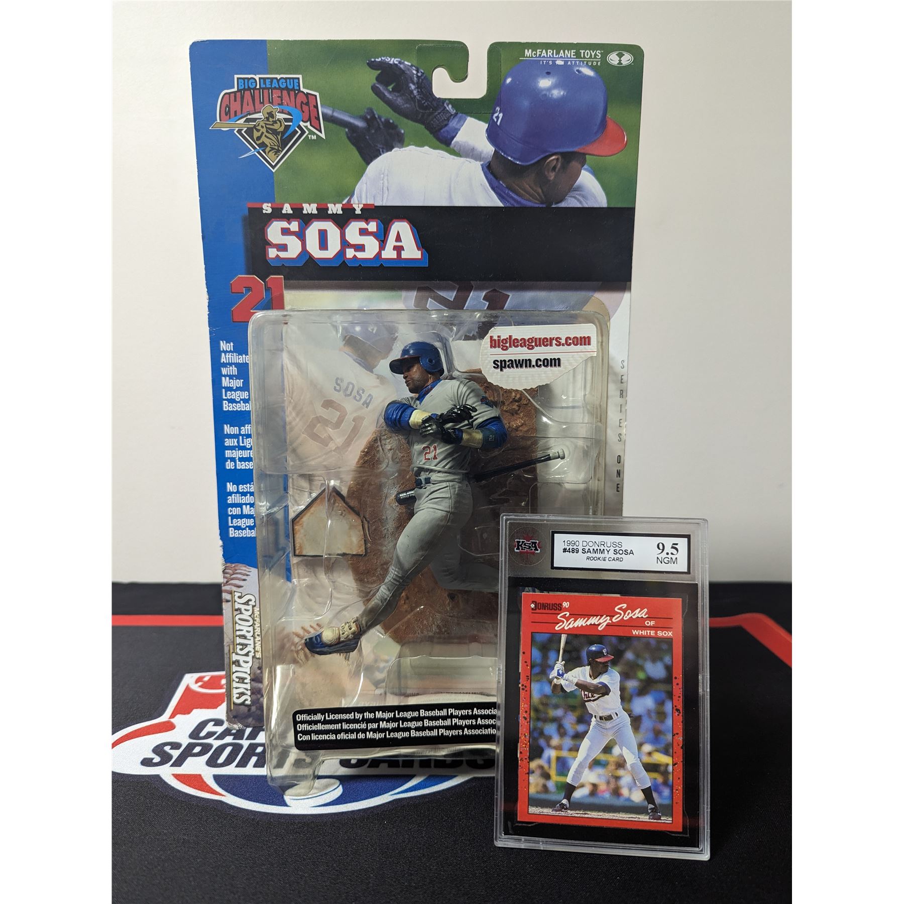 Sammy Sosa Rookie card and Figure
