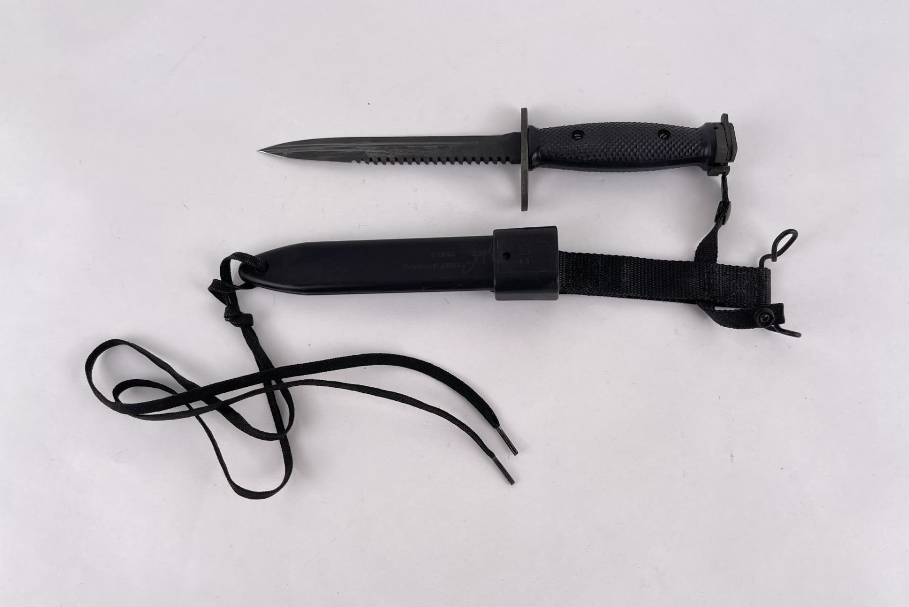 US M7 Imperial Sawback Bayonet with M10 Scabbard