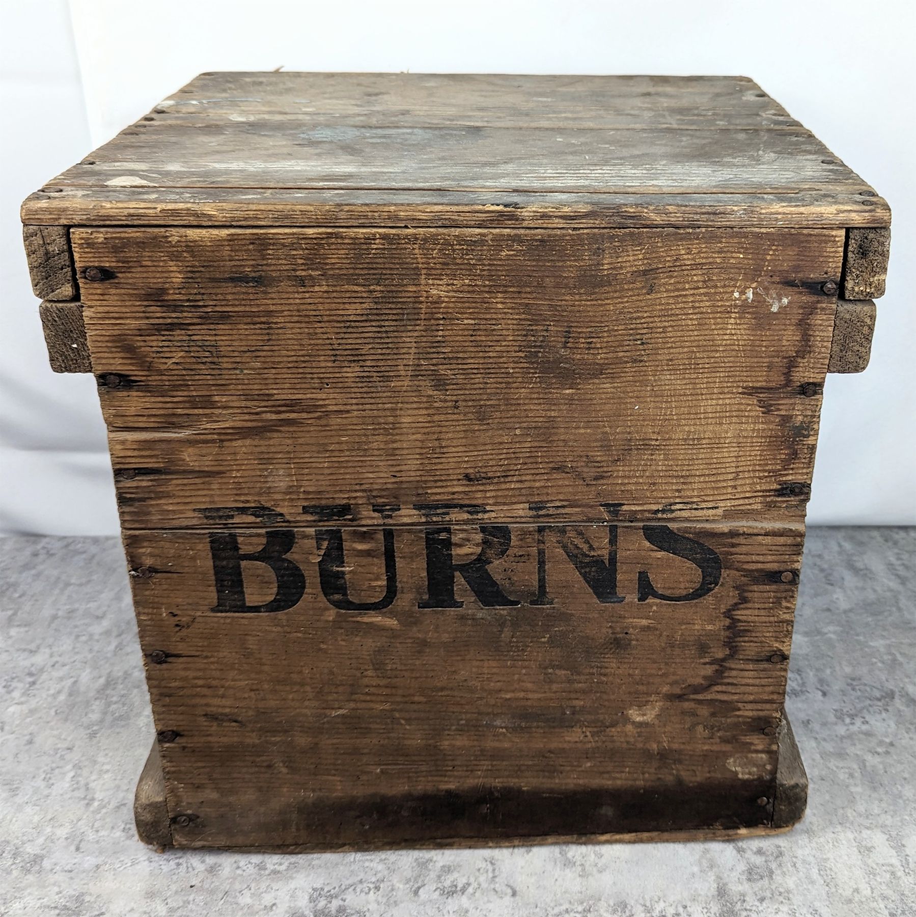 RARE! Vintage Burns Wood Box with Lid