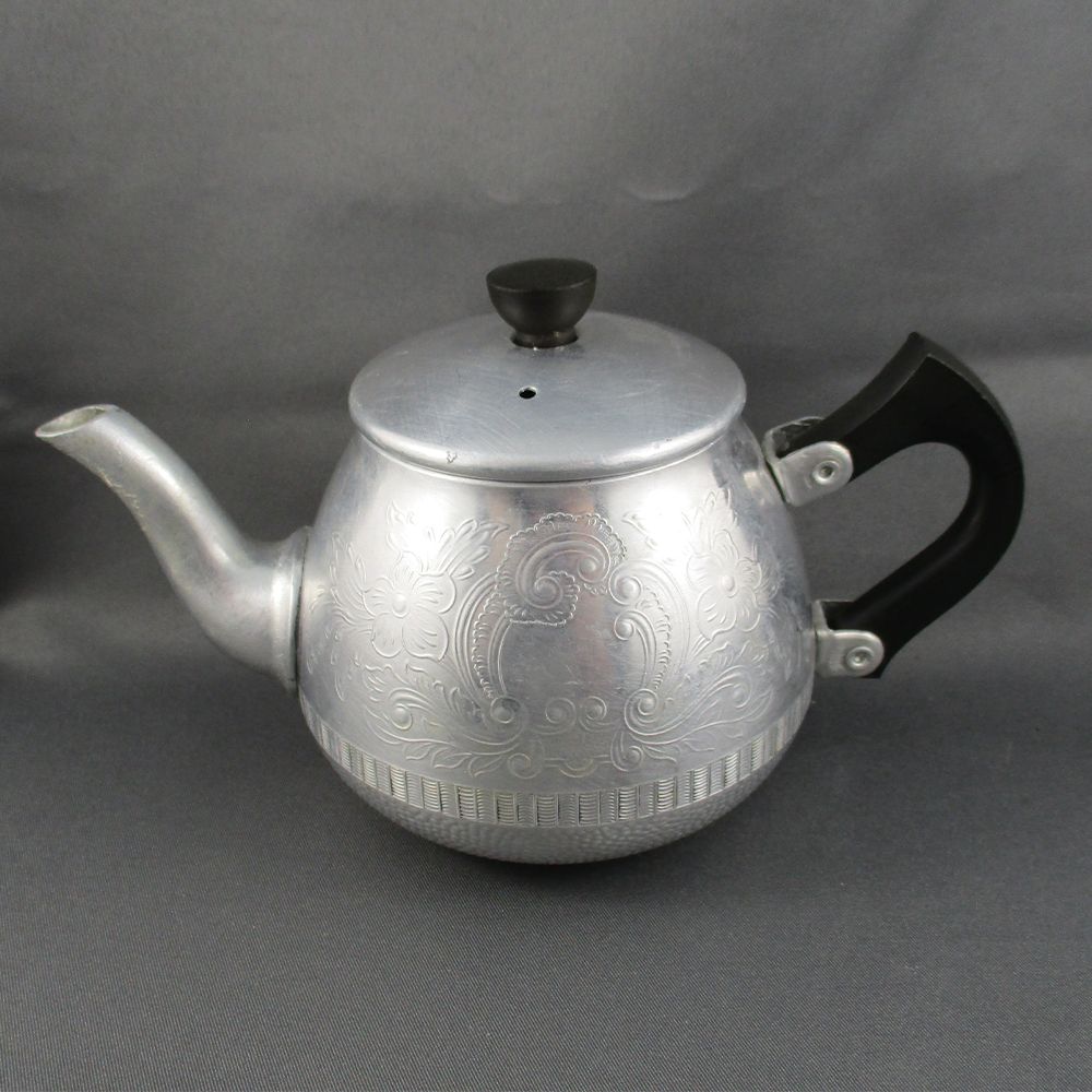 Vintage Swan Brand The Carlton 2 Cup Aluminum Teapot