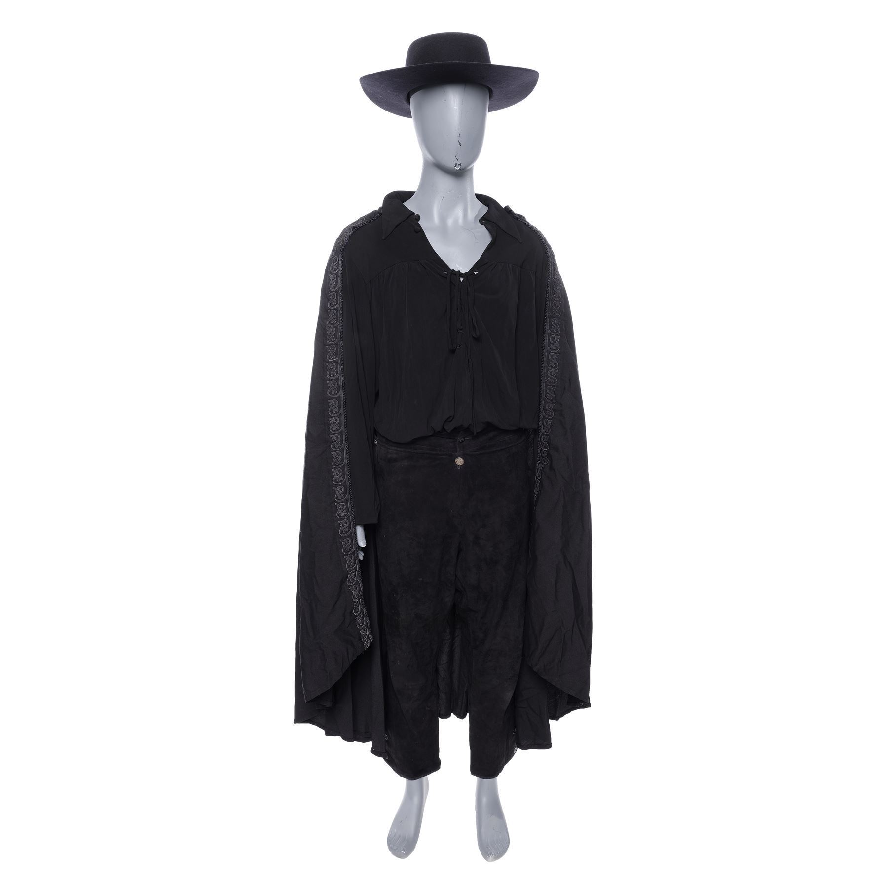 Lot #523: THE LEGEND OF ZORRO (2005) - Zorro's (Antonio Banderas) Costume