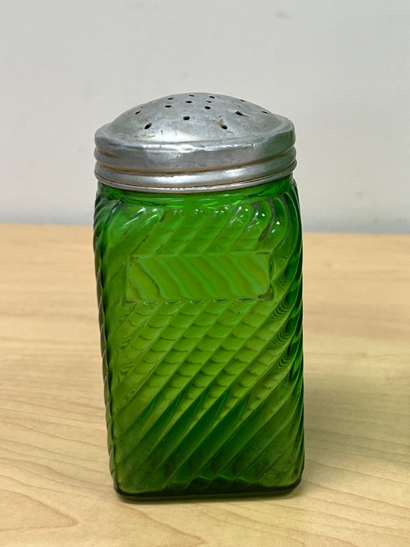Vintage Owens Illinois Green Ribbed Glass Hoosier Canister & 2 Shakers ...
