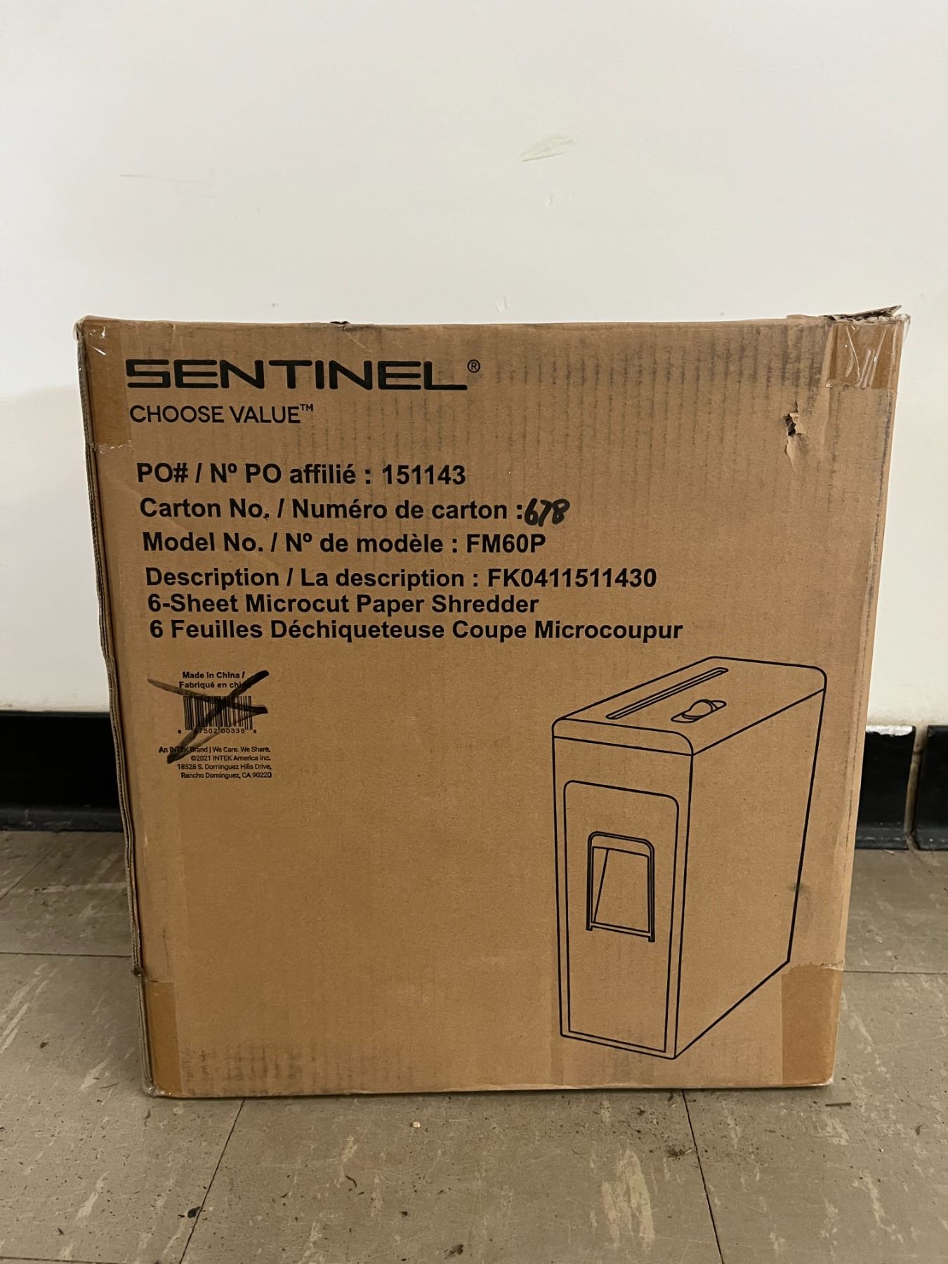 Sentinel paper shredder appears to be new in box